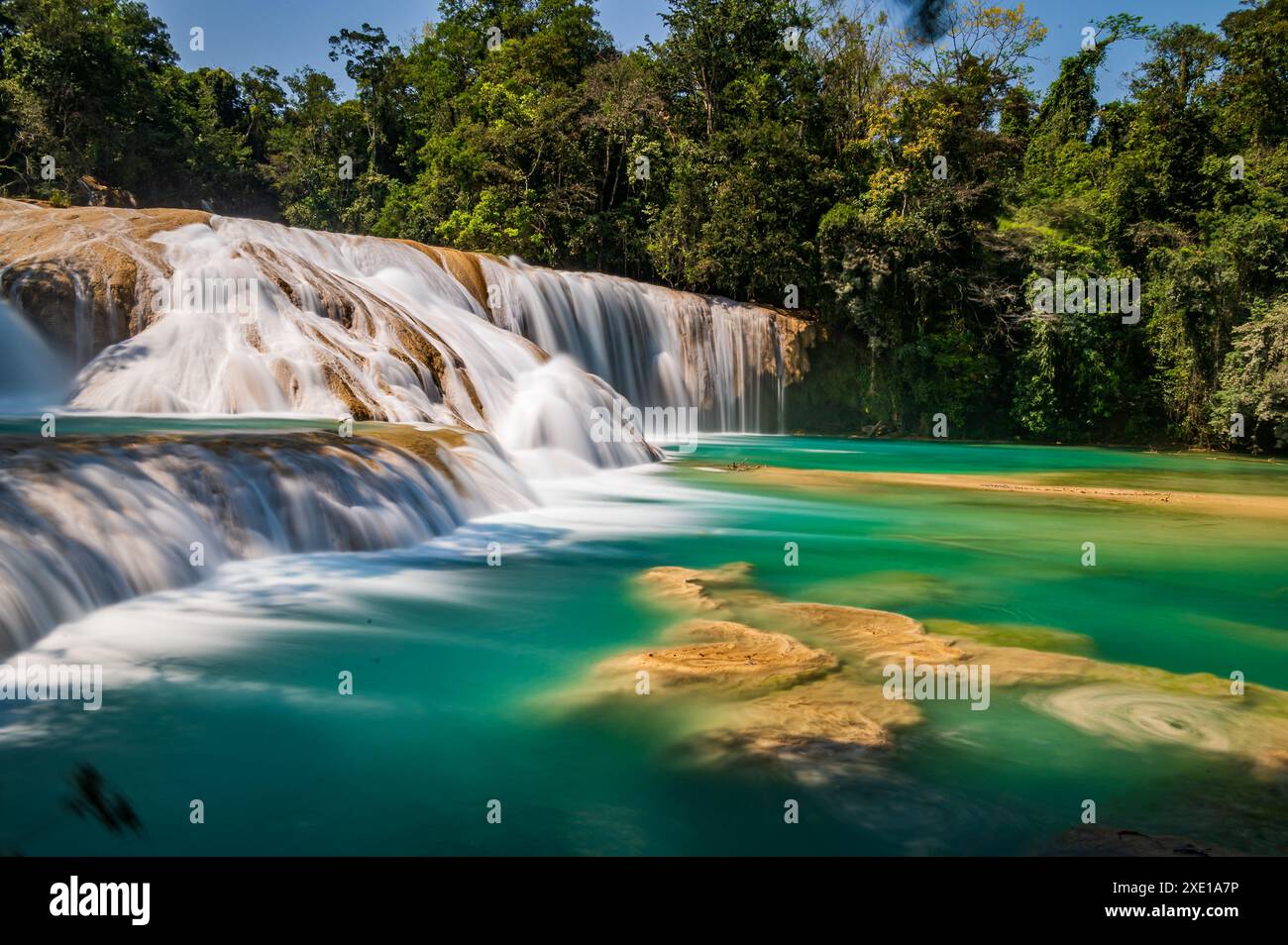 Cascade agua azul hi-res stock photography and images - Alamy