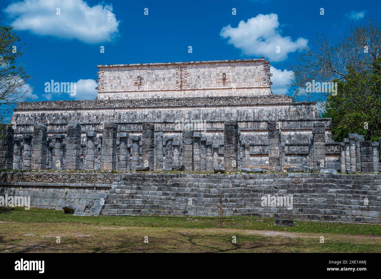 Chichen itza structure hi-res stock photography and images - Alamy