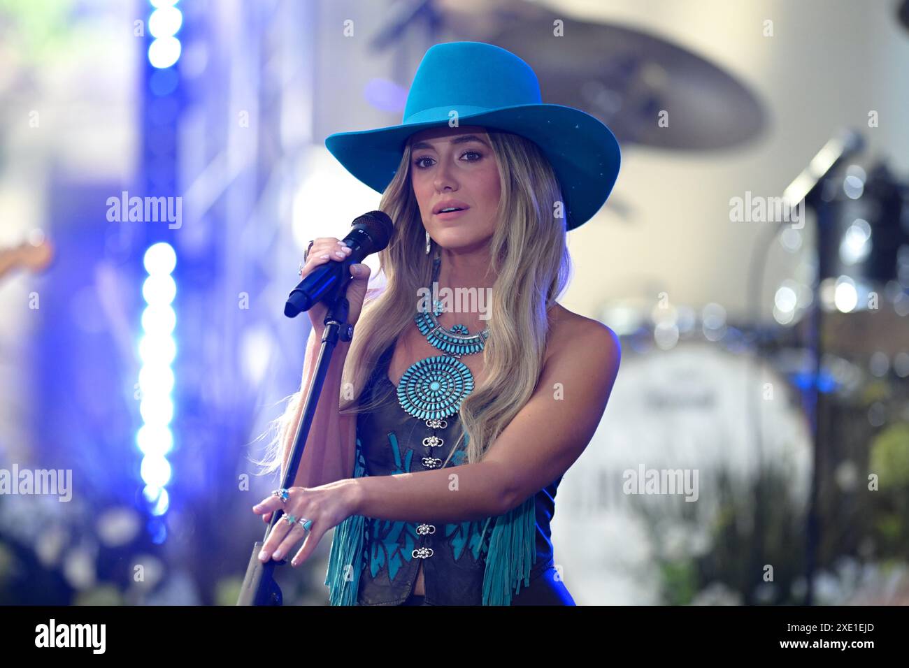 Lainey wilson hi-res stock photography and images - Alamy