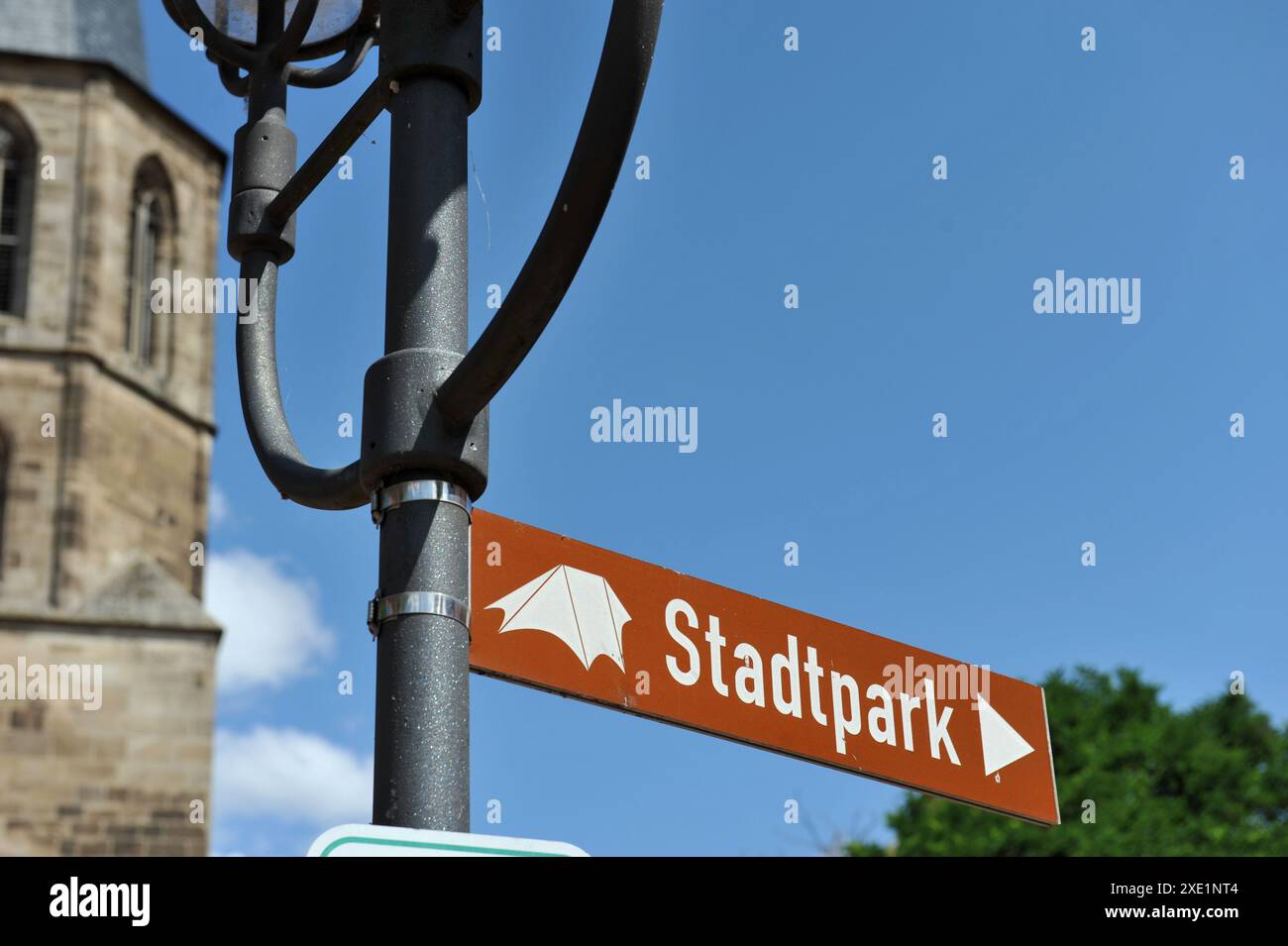 Directional sign pointing towards hi-res stock photography and images ...