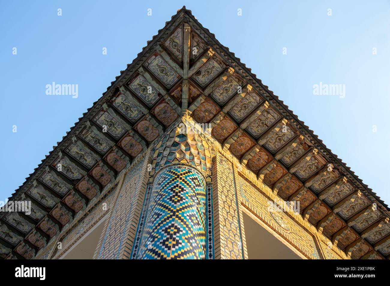Outside wall and ceiling of an old mansion Stock Photo - Alamy