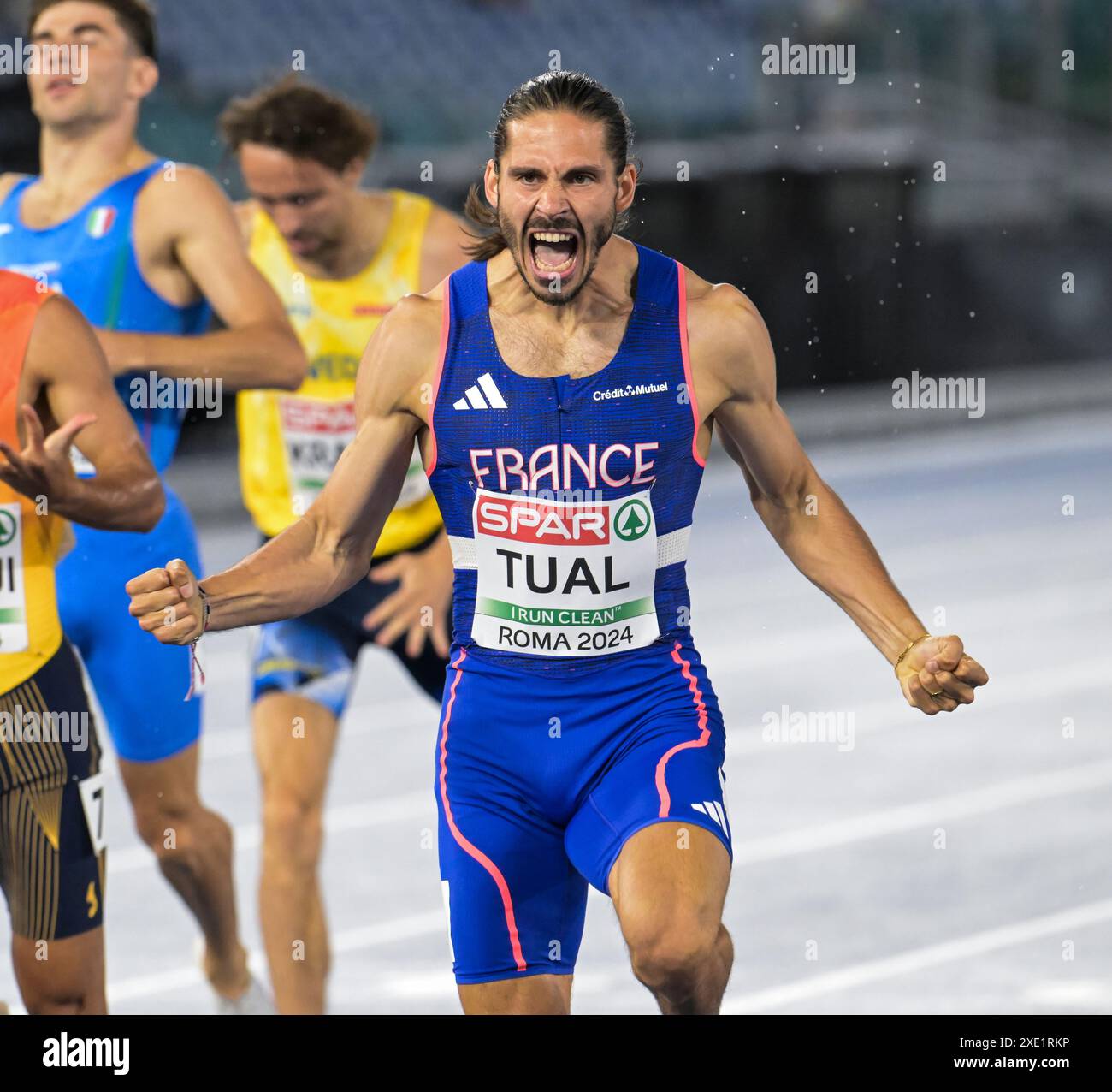Gabriel Tual of France celebrate’s after winning gold in the men’s 800m ...
