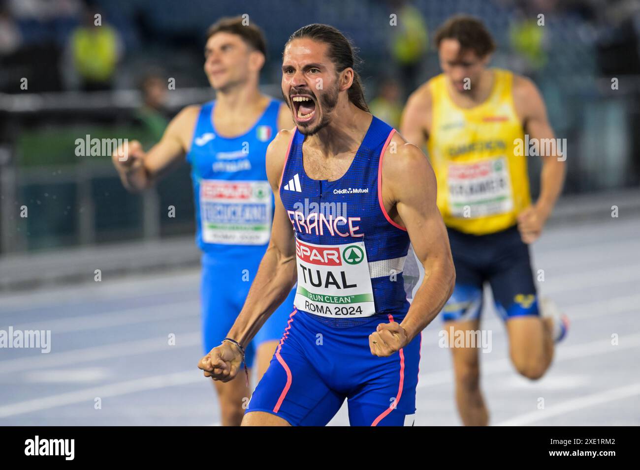 Gabriel Tual of France celebrate’s after winning gold in the men’s 800m ...