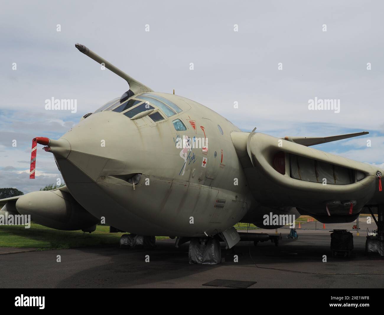 Handley Page Victor B.1 a British strategic bomber and tanker used ...