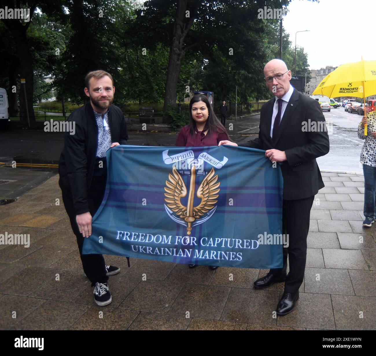 Ukrainian and scottish flag hi-res stock photography and images - Alamy