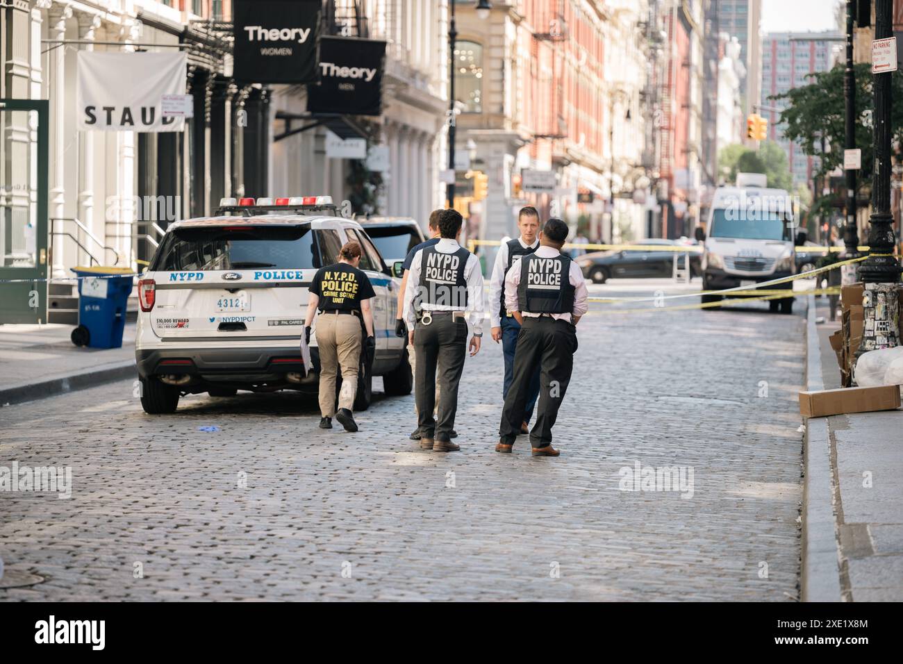 Police are searching for the suspects who fatally shot and killed a 31 ...