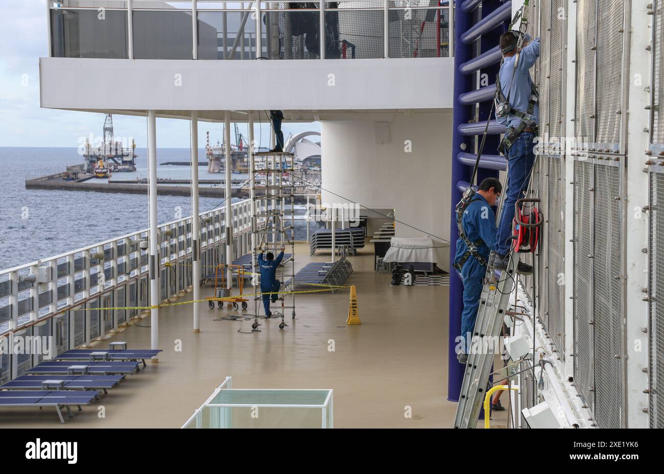 Sector organization hi-res stock photography and images - Alamy