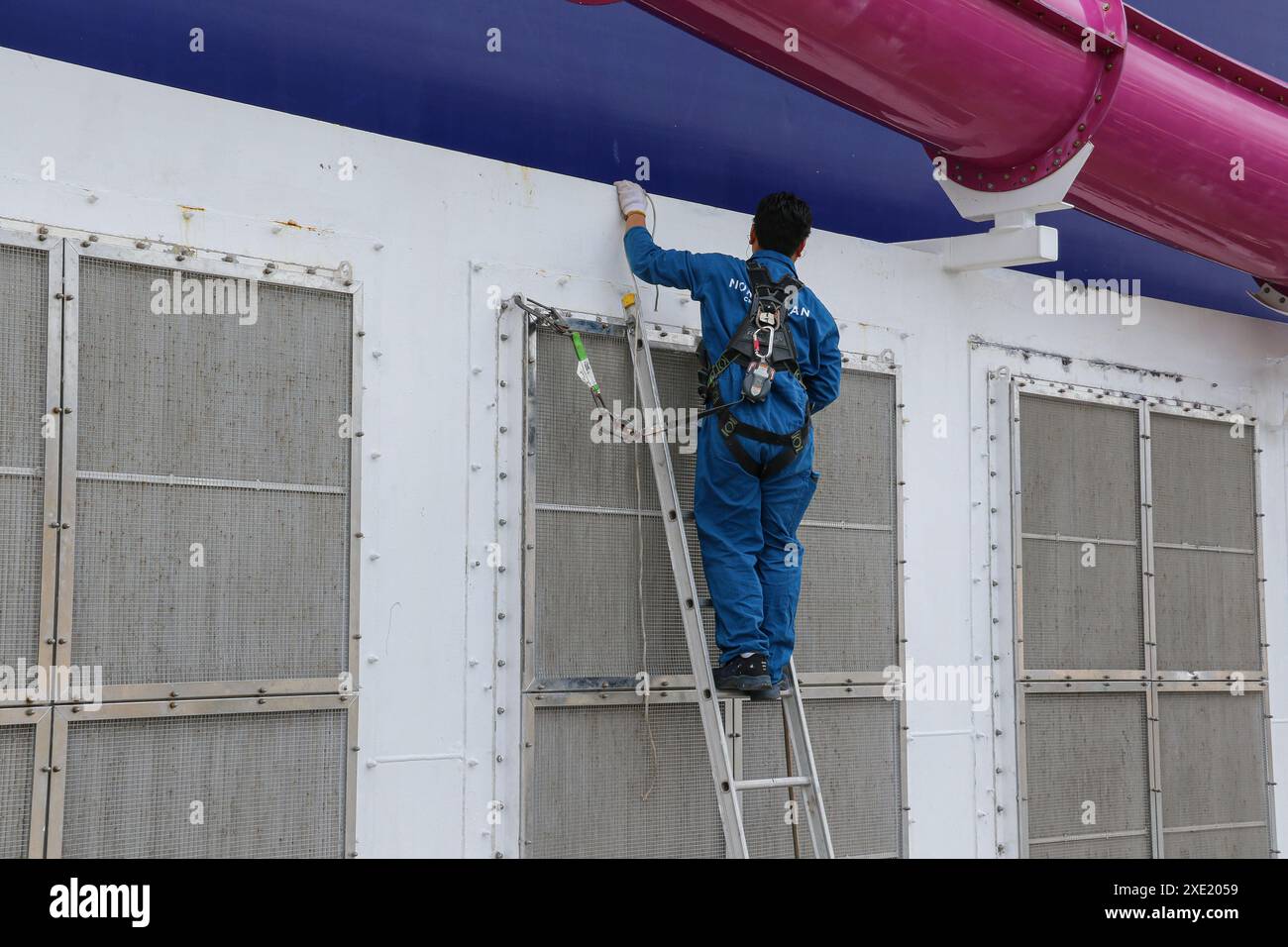 Safetytipsatsea hi-res stock photography and images - Alamy