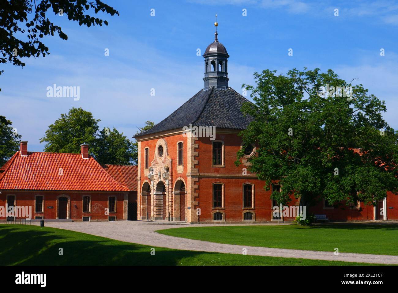 Tz flyer hi-res stock photography and images - Alamy
