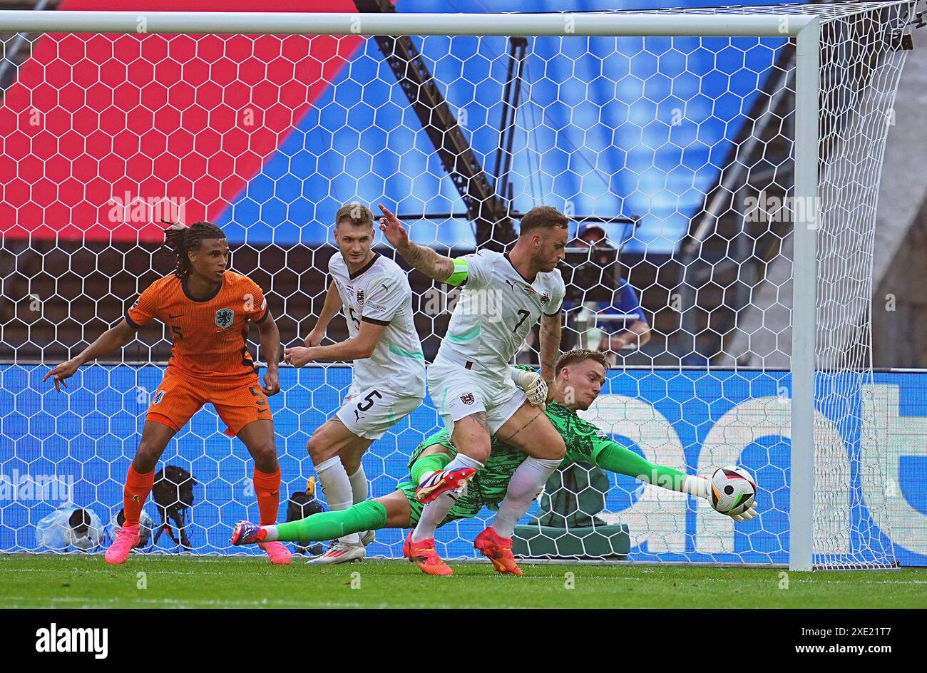 Berlin, Germany. 25th June, 2024. Soccer, UEFA Euro 2024, European ...