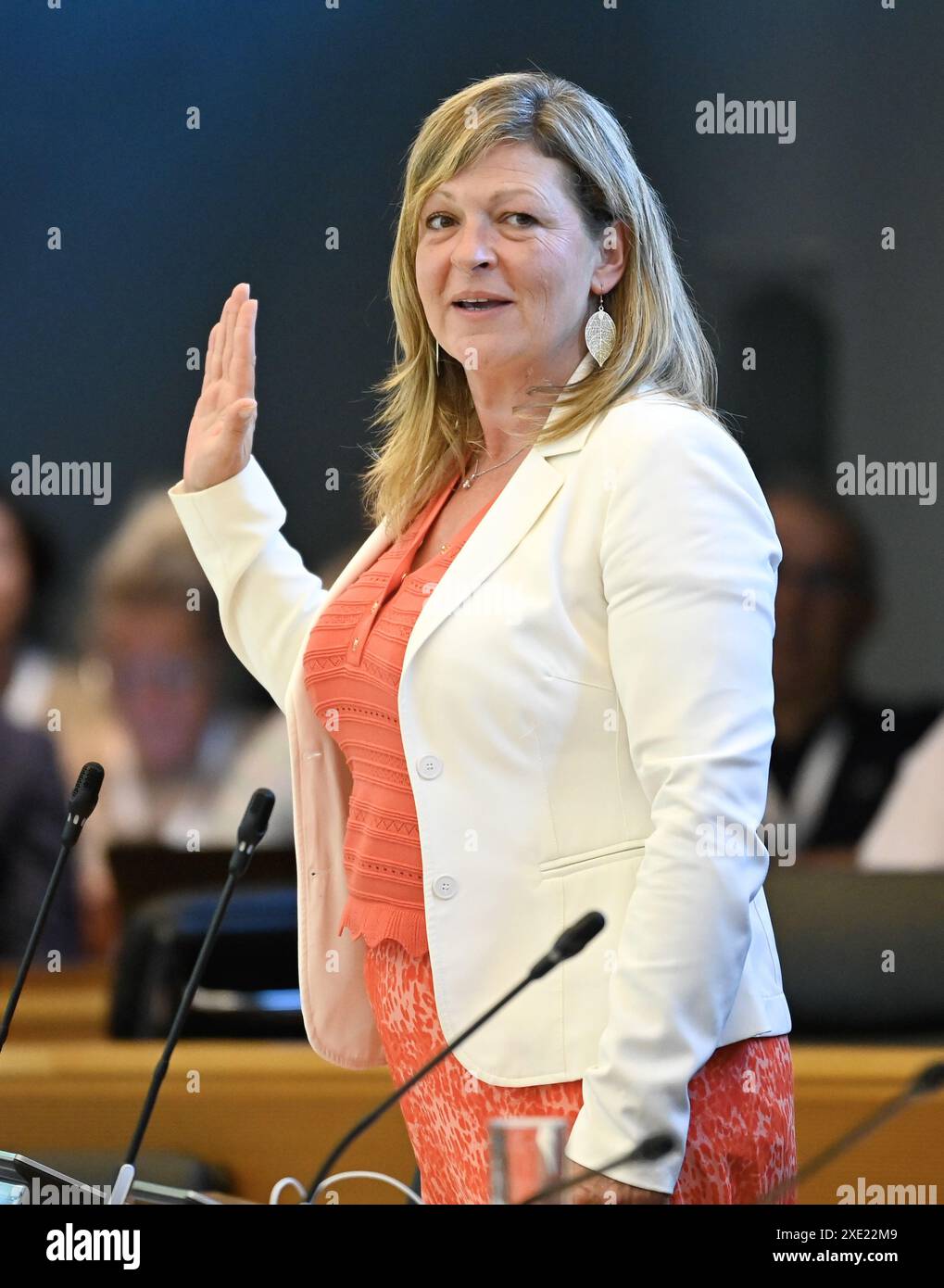 Namur, Belgium. 25th June, 2024. MR Stephanie Thoron takes the oath at ...