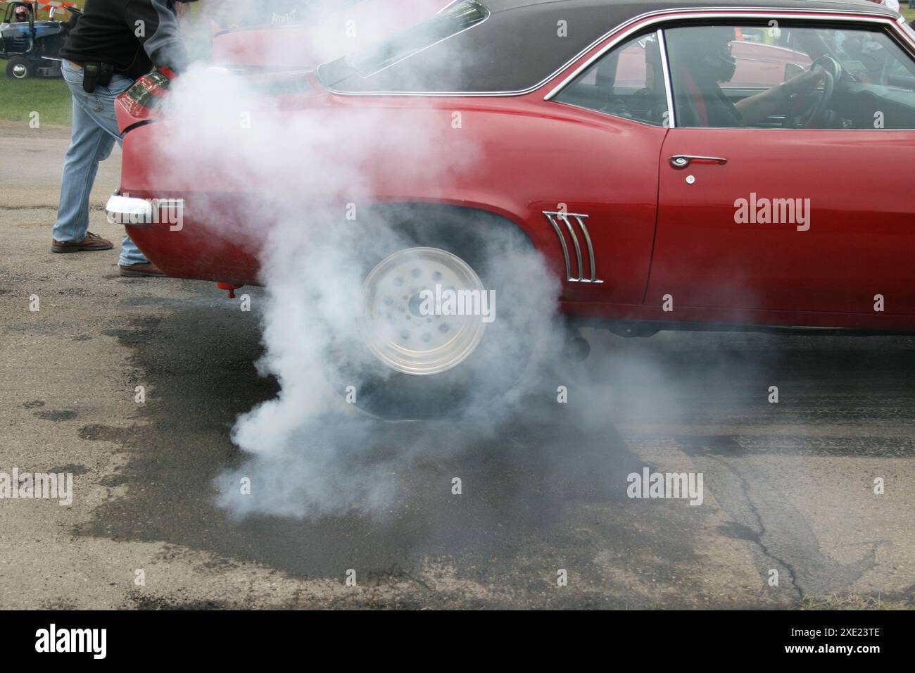 Car Show Burnout Event Stock Photo - Alamy