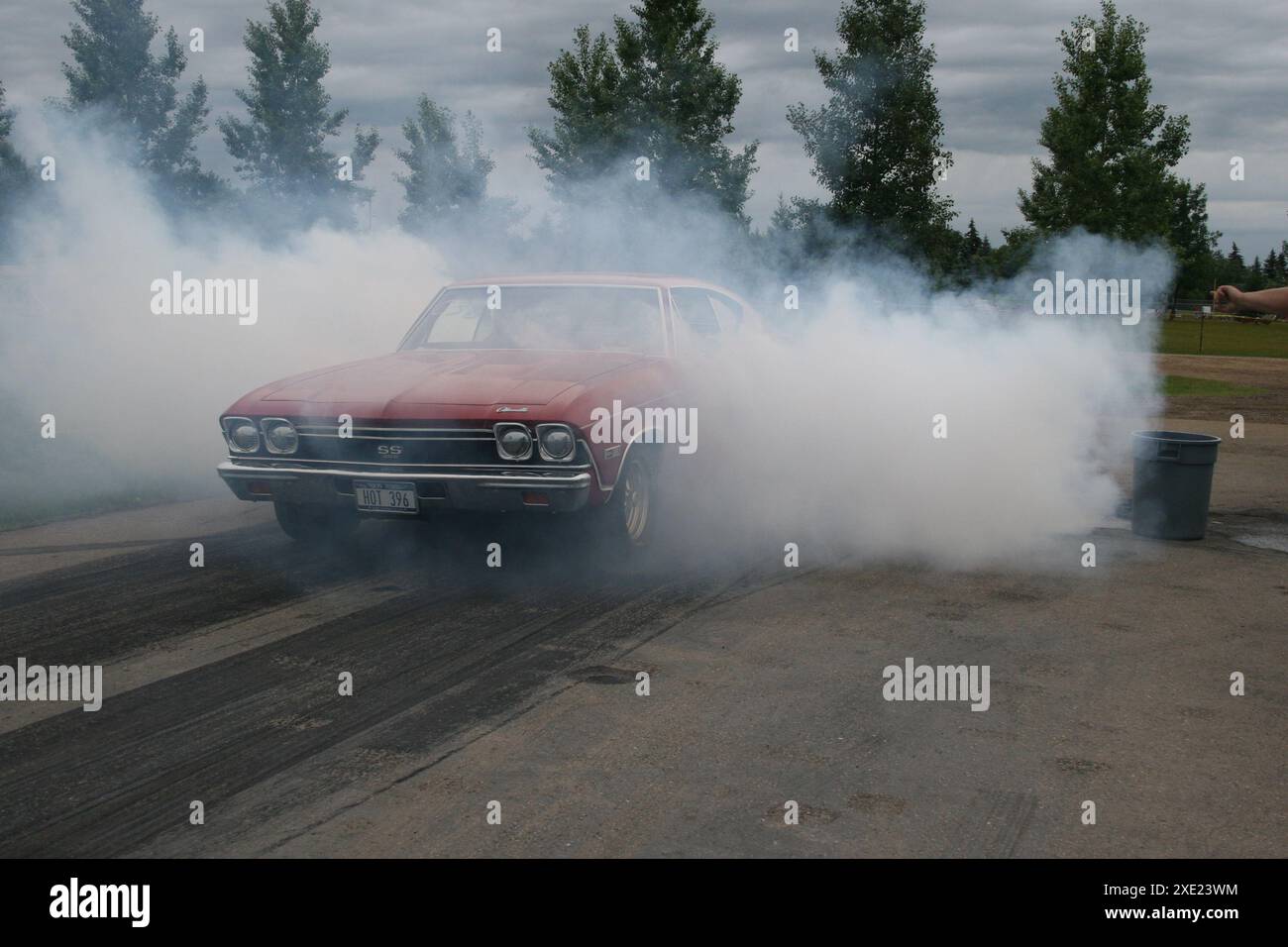 Car Show Burnout Event Stock Photo - Alamy