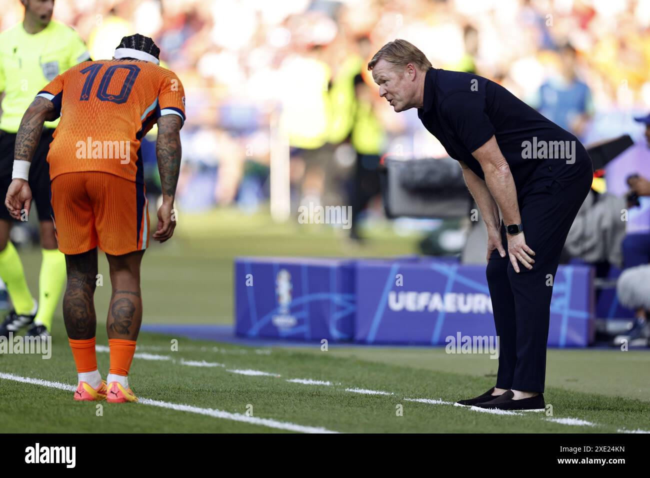 BERLIN - (l-r) Memphis Depay of Holland, Holland coach Ronald Koeman ...