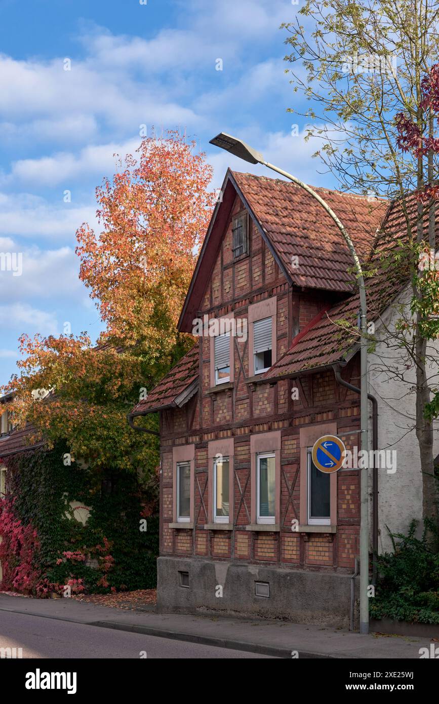 Wealthy suburb private house in autumn. Fall Street of wealthy suburban ...
