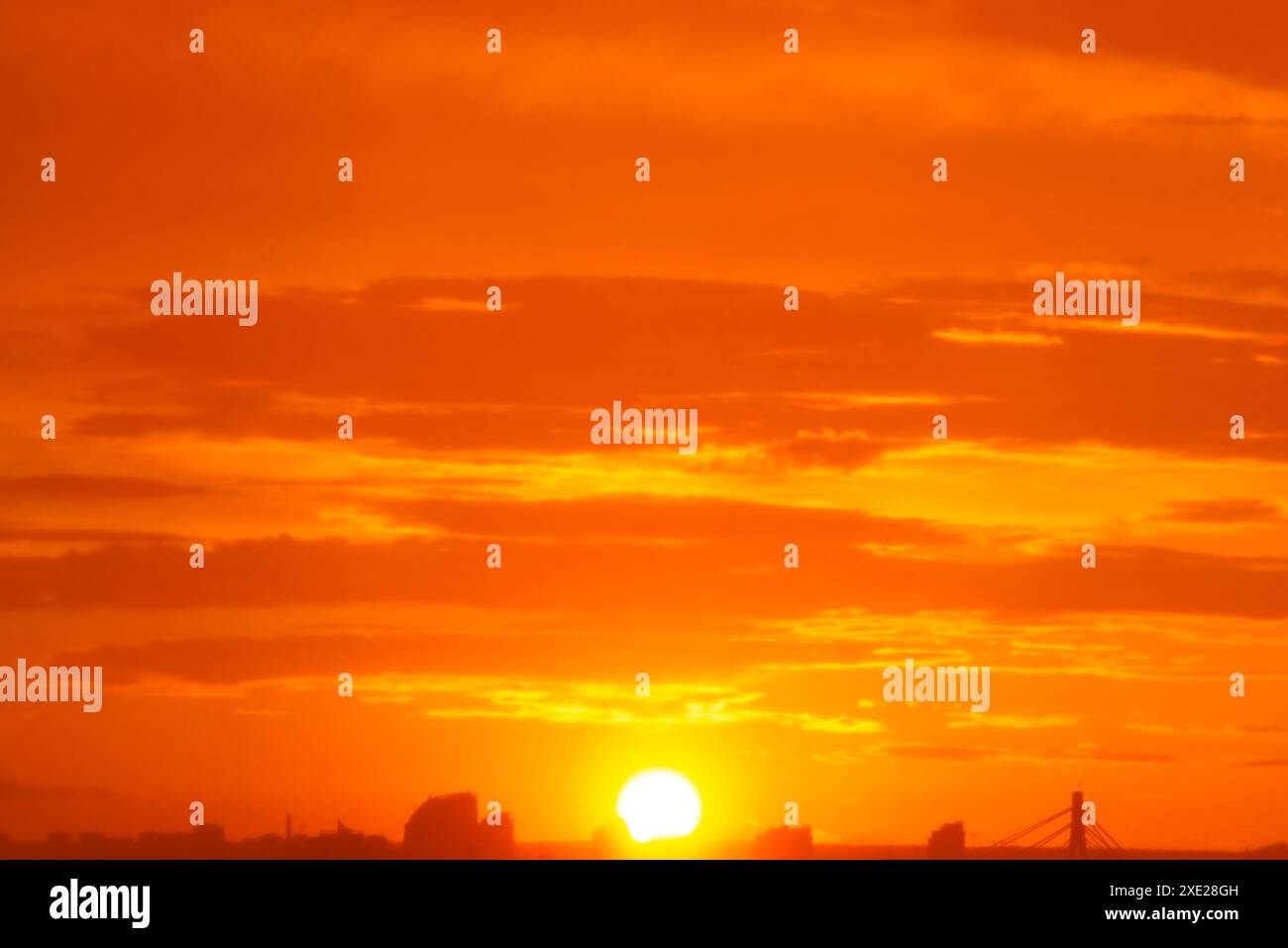 Red sunset dark clouds dramatic hi-res stock photography and images - Alamy