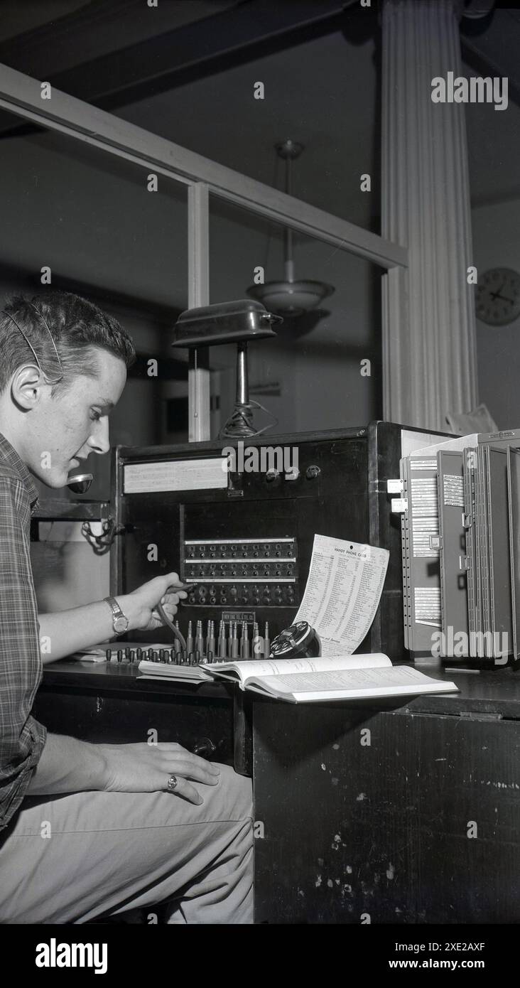 Operator 1960 hi-res stock photography and images - Alamy