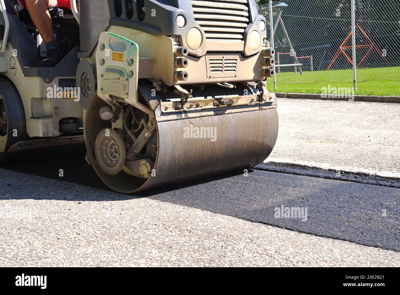 Compacting roller hi-res stock photography and images - Alamy