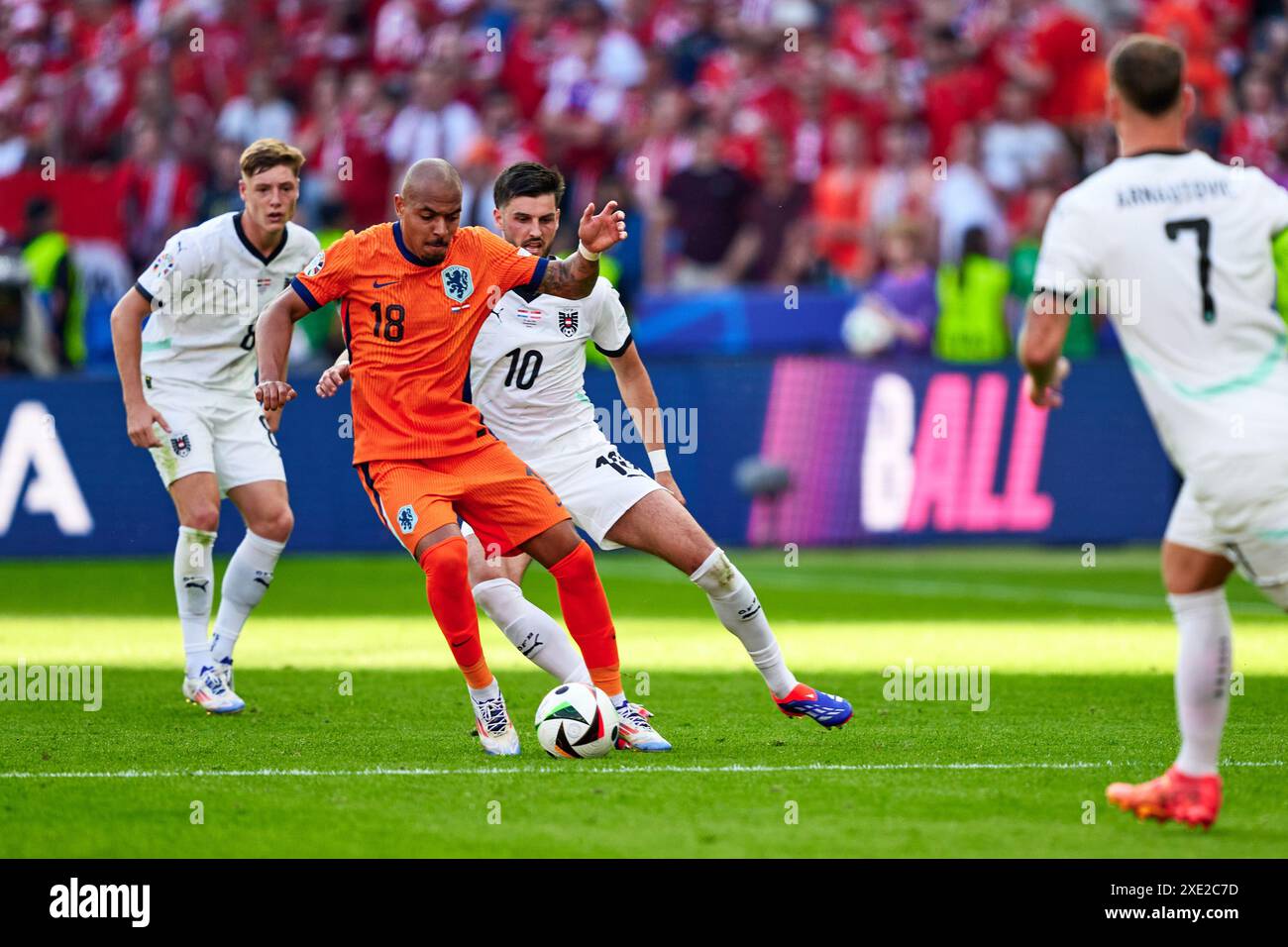Donyell Malen (Niederlande, #18), Florian Grillitsch (Oesterreich, #10 ...