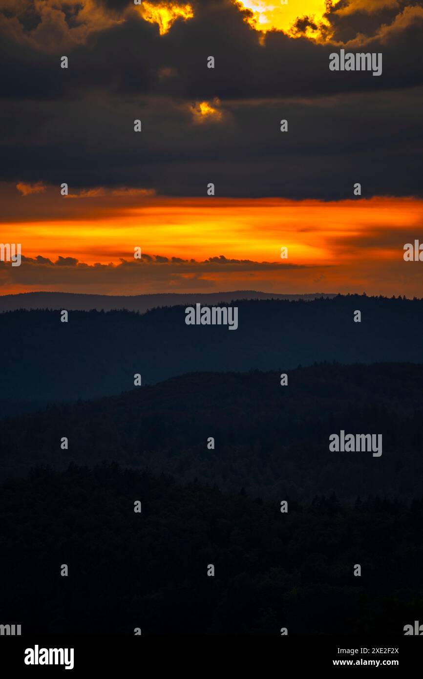 Dramatic low light landscape hi-res stock photography and images - Alamy