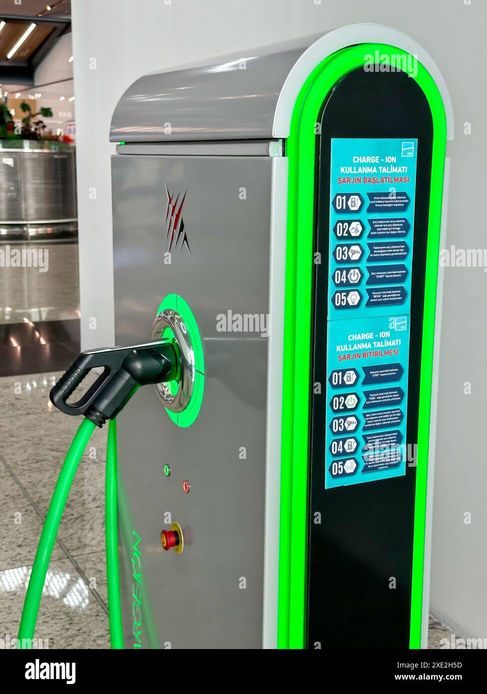 Electric cart charging station cart hi-res stock photography and images ...