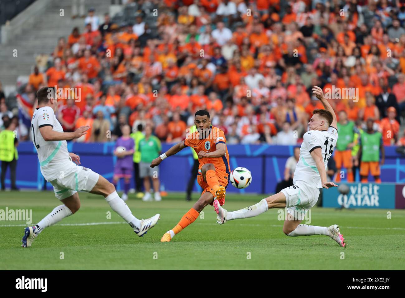 Netherlands scores first goal hi-res stock photography and images - Alamy
