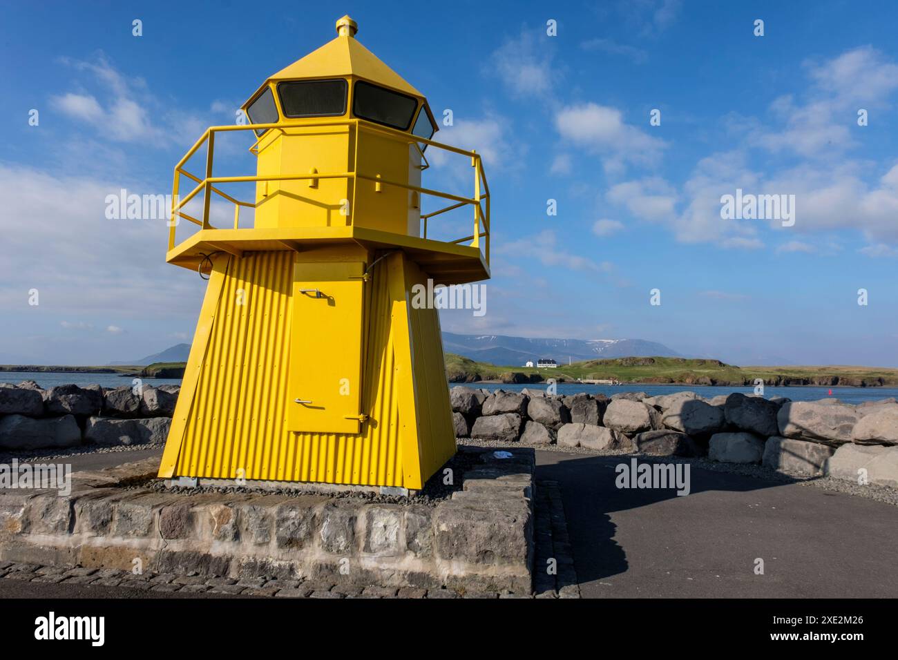 Reykjavik capitale de l'Islande - Port et phare | Reykjavik capital of ...