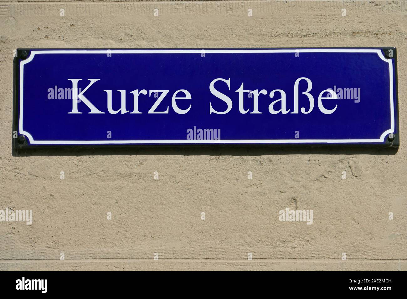 Kurze street hi-res stock photography and images - Alamy