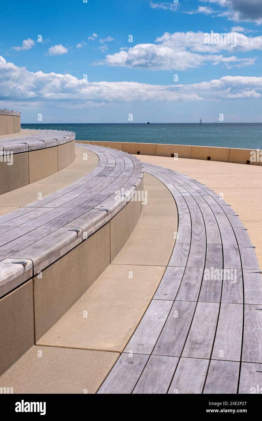 New promenade with views of the Solent dubbed ‘theatre of the sea’, in ...