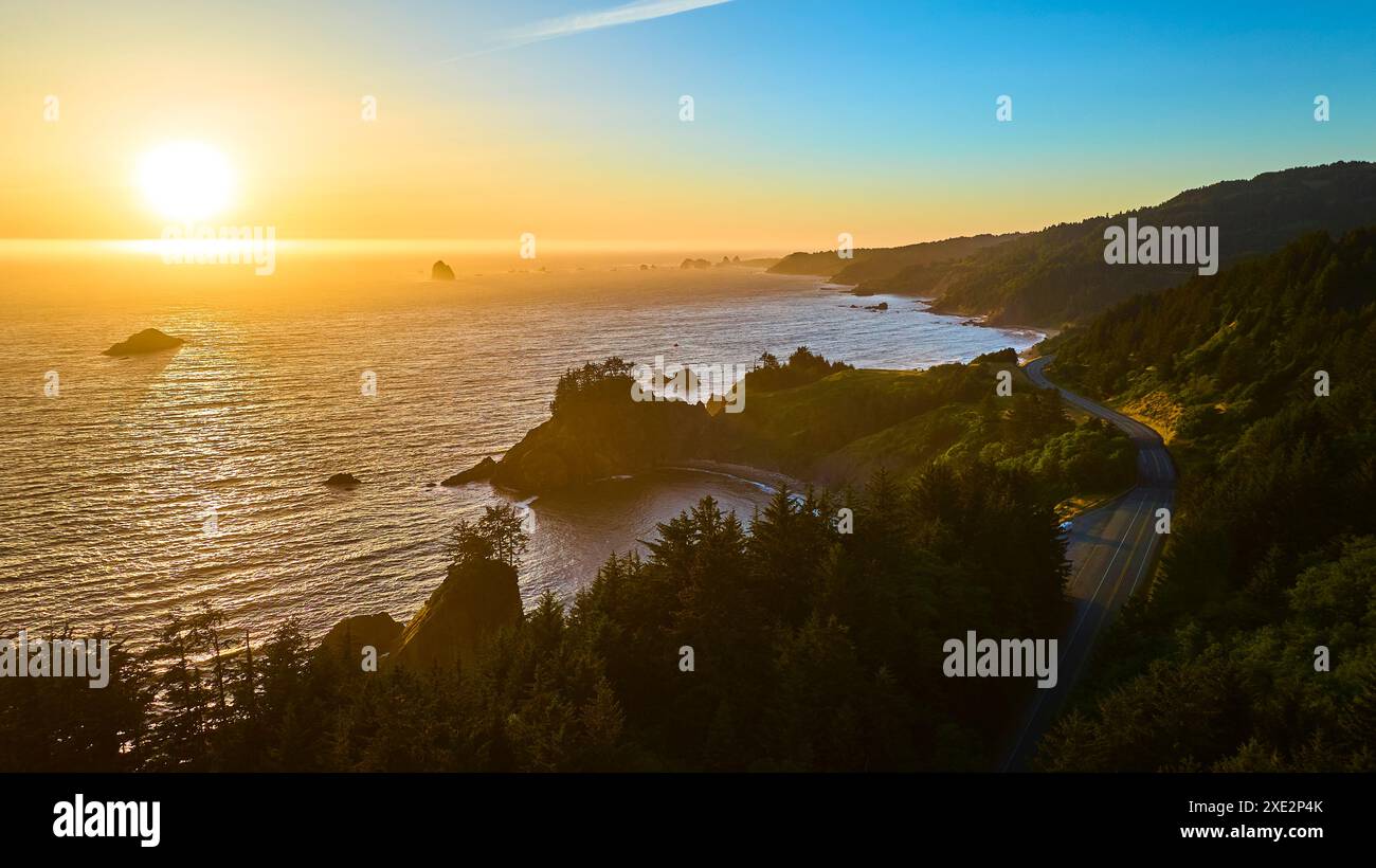 Sunlit cliffs coastal road hi-res stock photography and images - Alamy