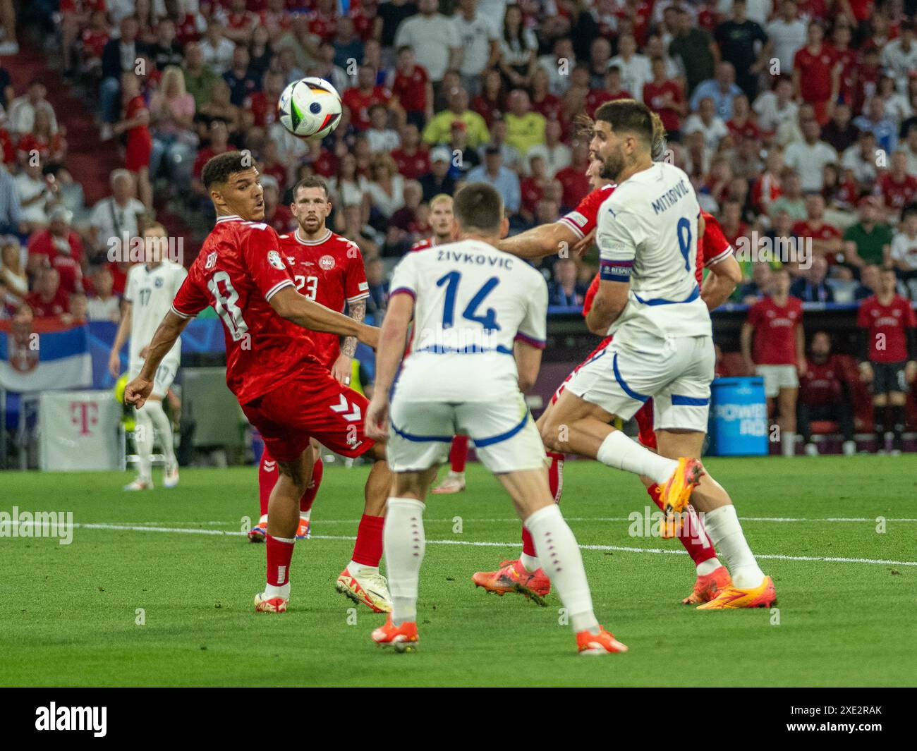 Alexander Hartmann Bah (Daenemark #18), Andrija Zivkovic (Serbien, #14 ...
