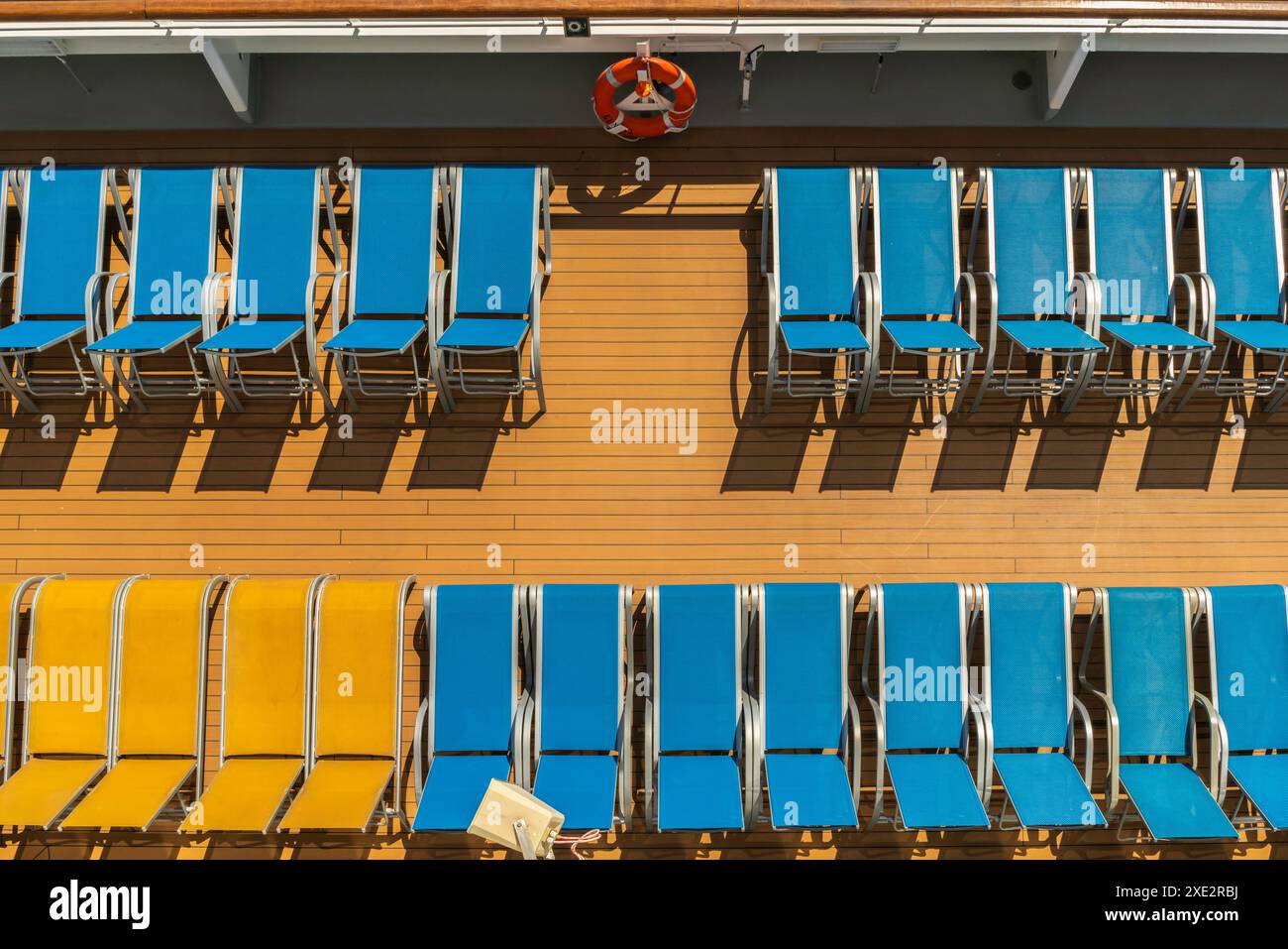 Sunbeds on cruise ship deck hi-res stock photography and images - Alamy