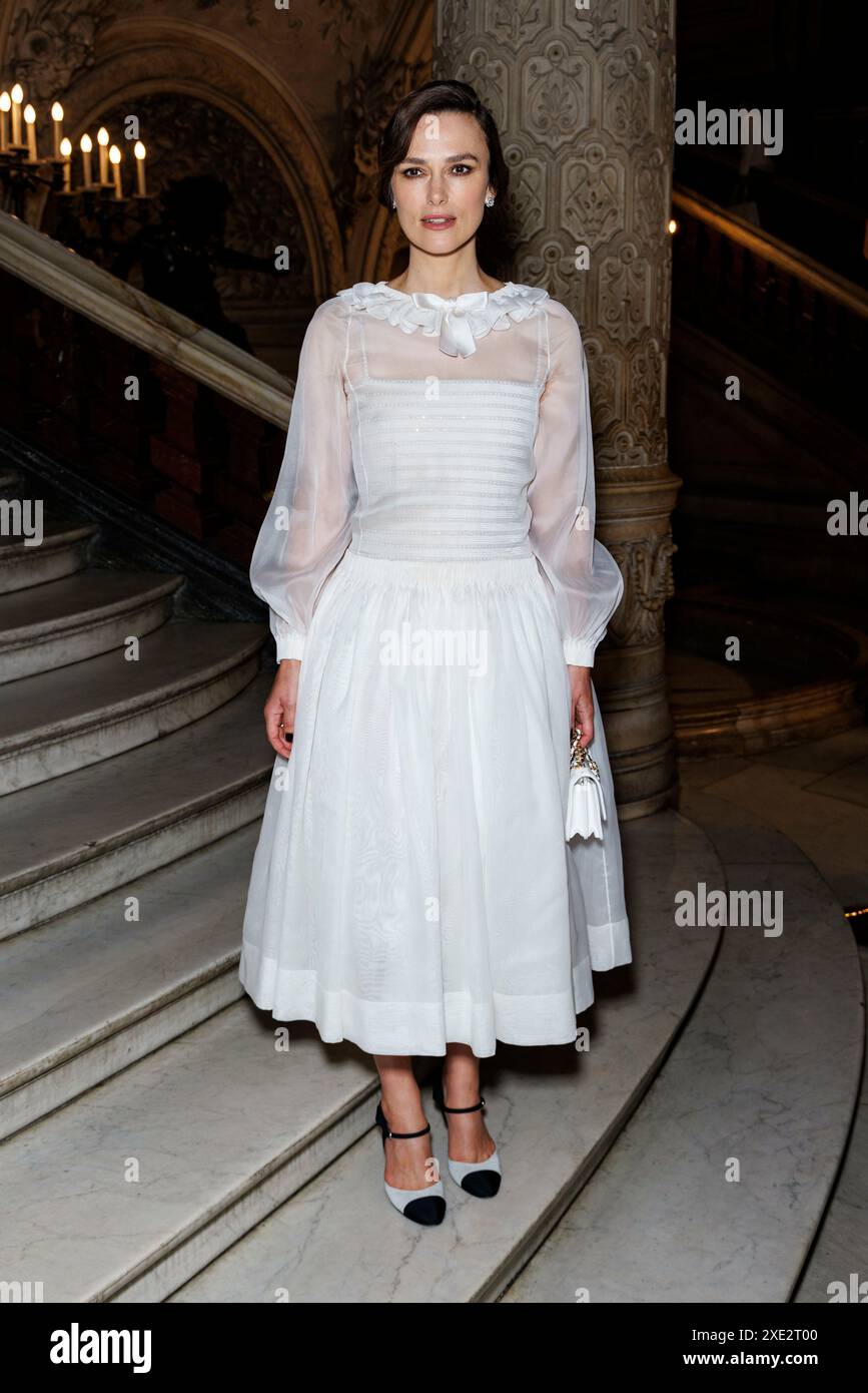 Paris, France. . 25th June, 2024. Keira Knightley attends CHANEL Haute ...