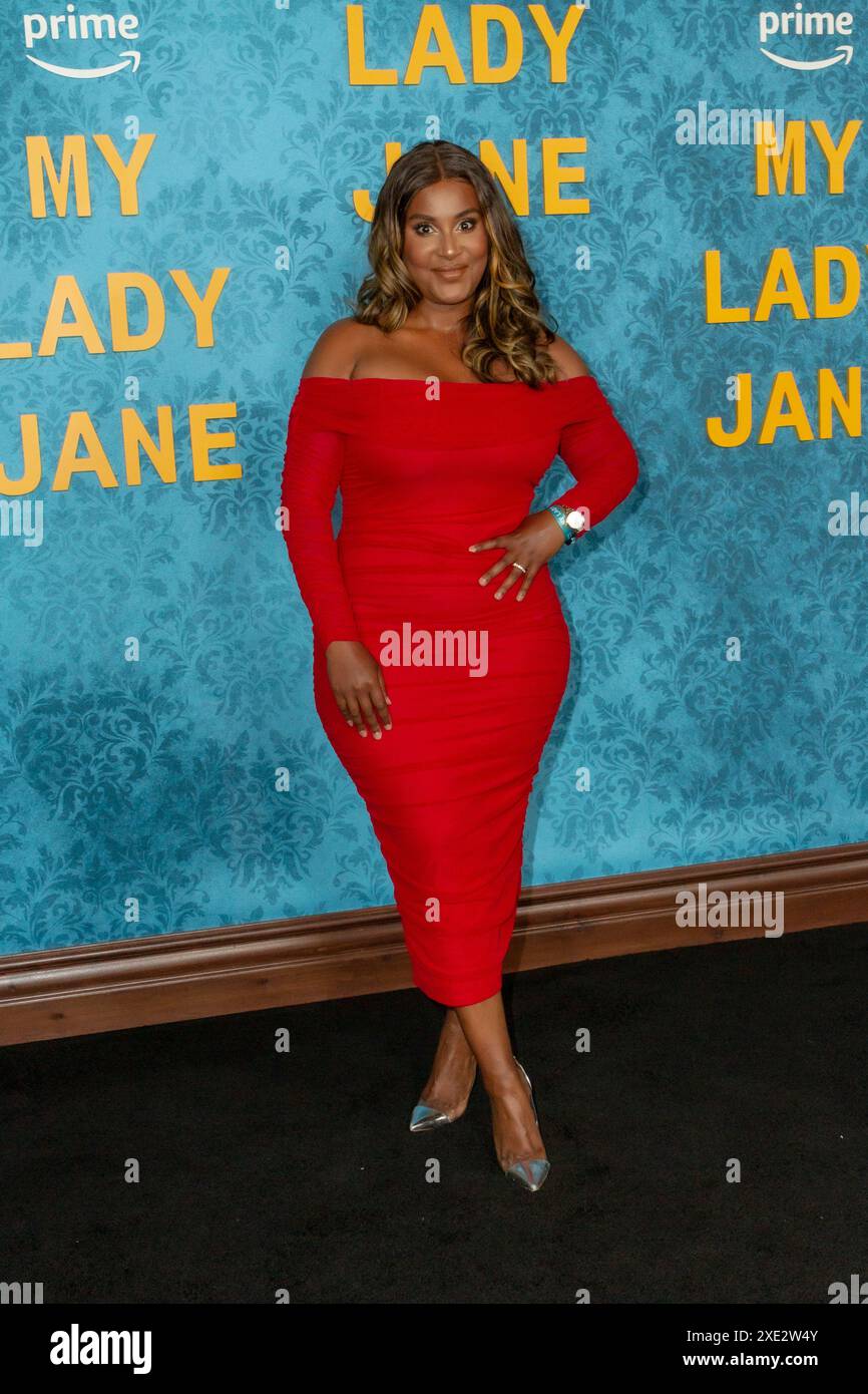 Sara lovestyle hi-res stock photography and images - Alamy