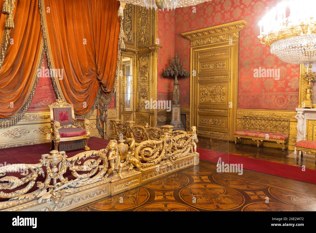 Royal Palace Throne Room. Luxury elegant ancient interior, circa 1860 ...
