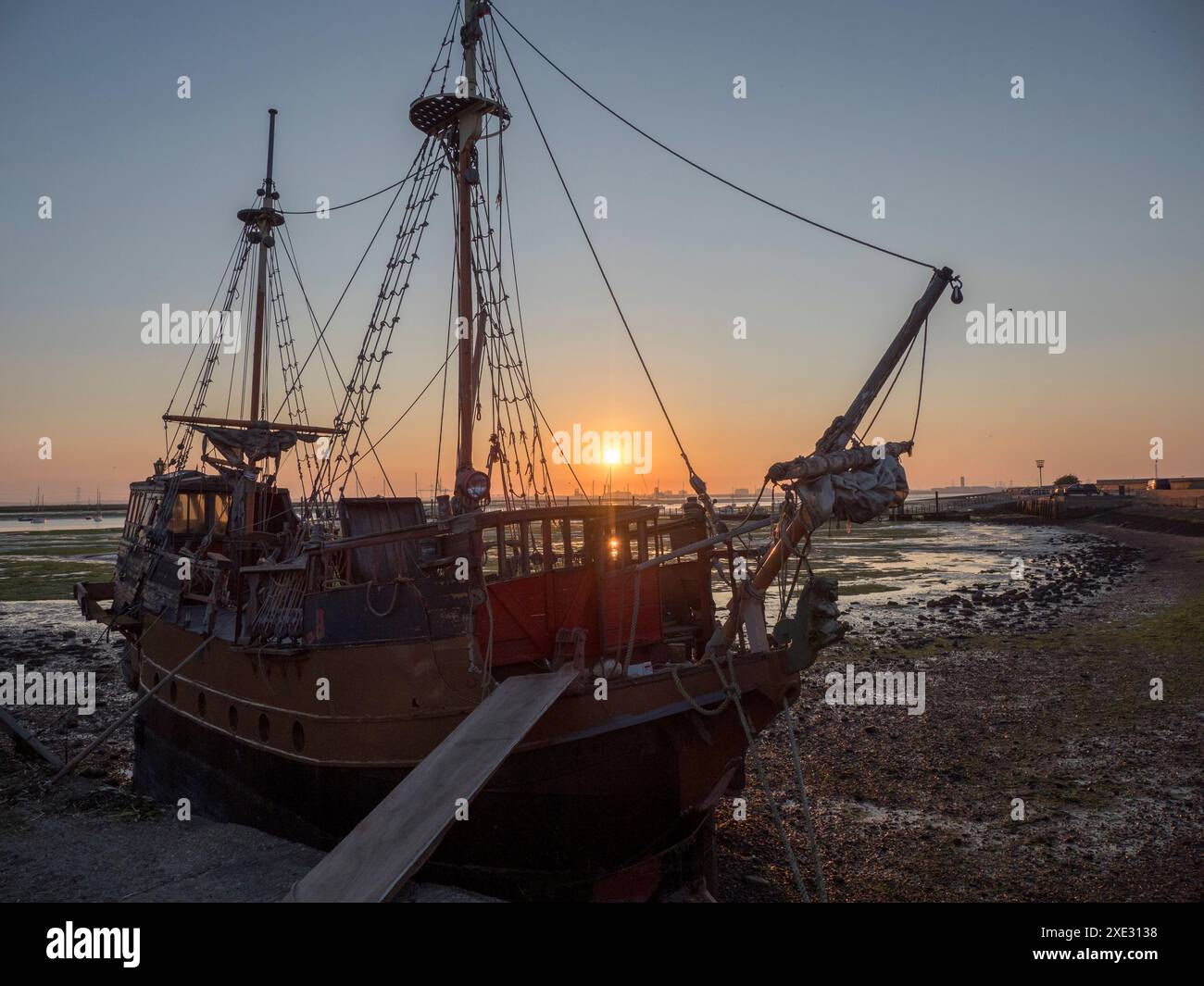 Queenborough, Kent, UK. 25th June, 2024. The Lady Brenda replica ...