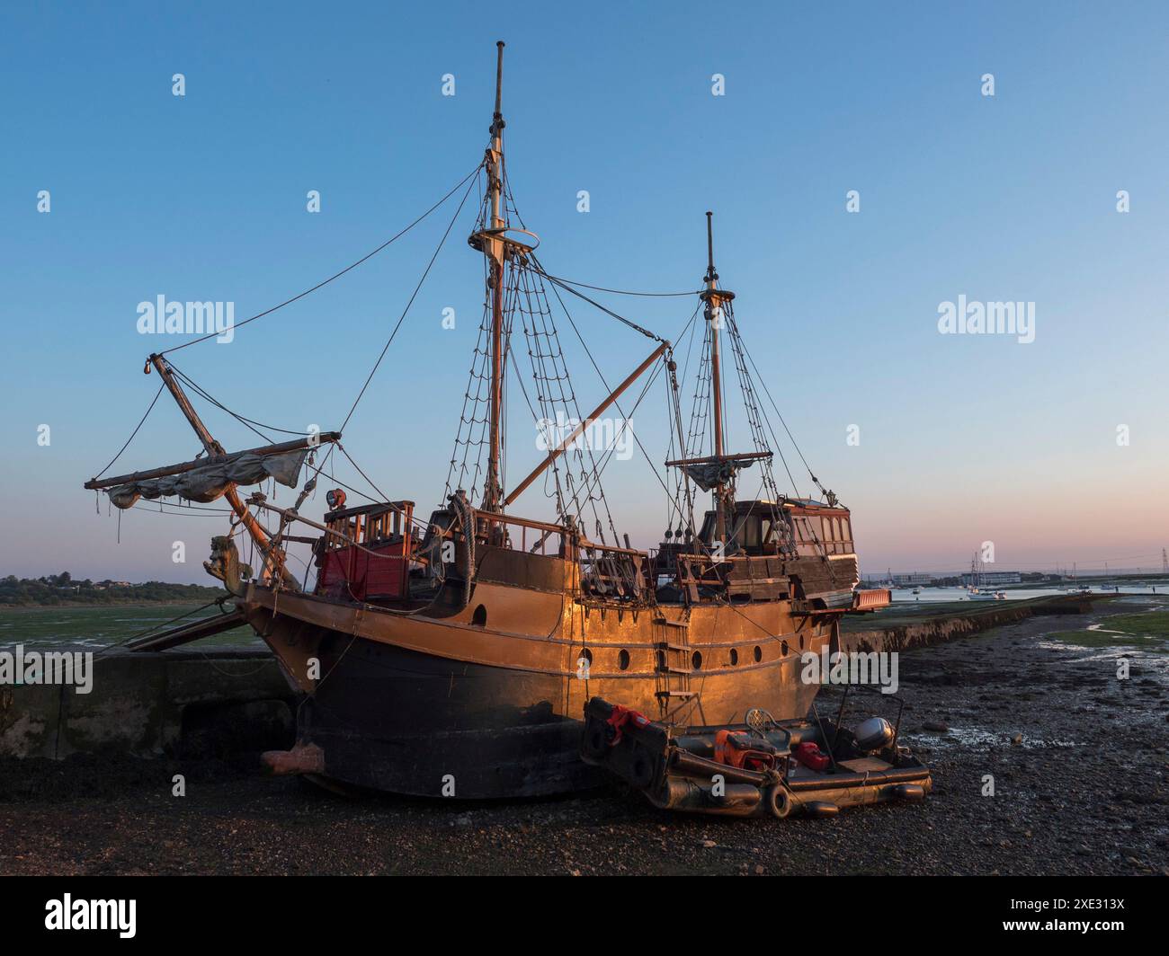 Queenborough, Kent, UK. 25th June, 2024. The Lady Brenda replica ...
