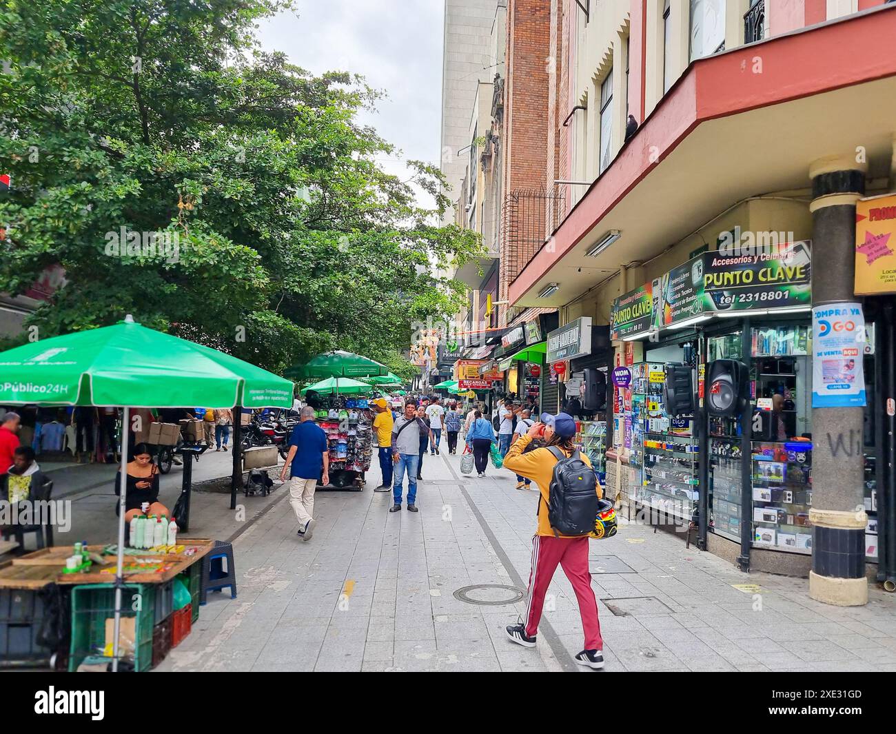 Colombia, Medellin, people walking in the Junin pedestrian center Stock ...