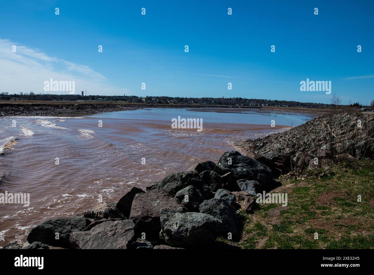 Tidal bores hi-res stock photography and images - Alamy