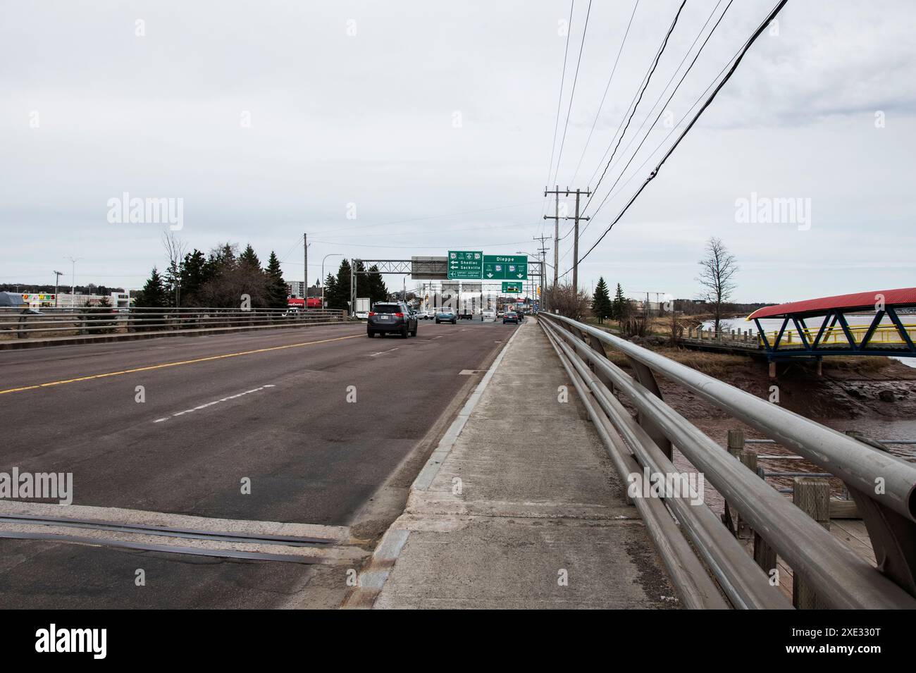 Concrete bridge connecting river hi-res stock photography and images ...