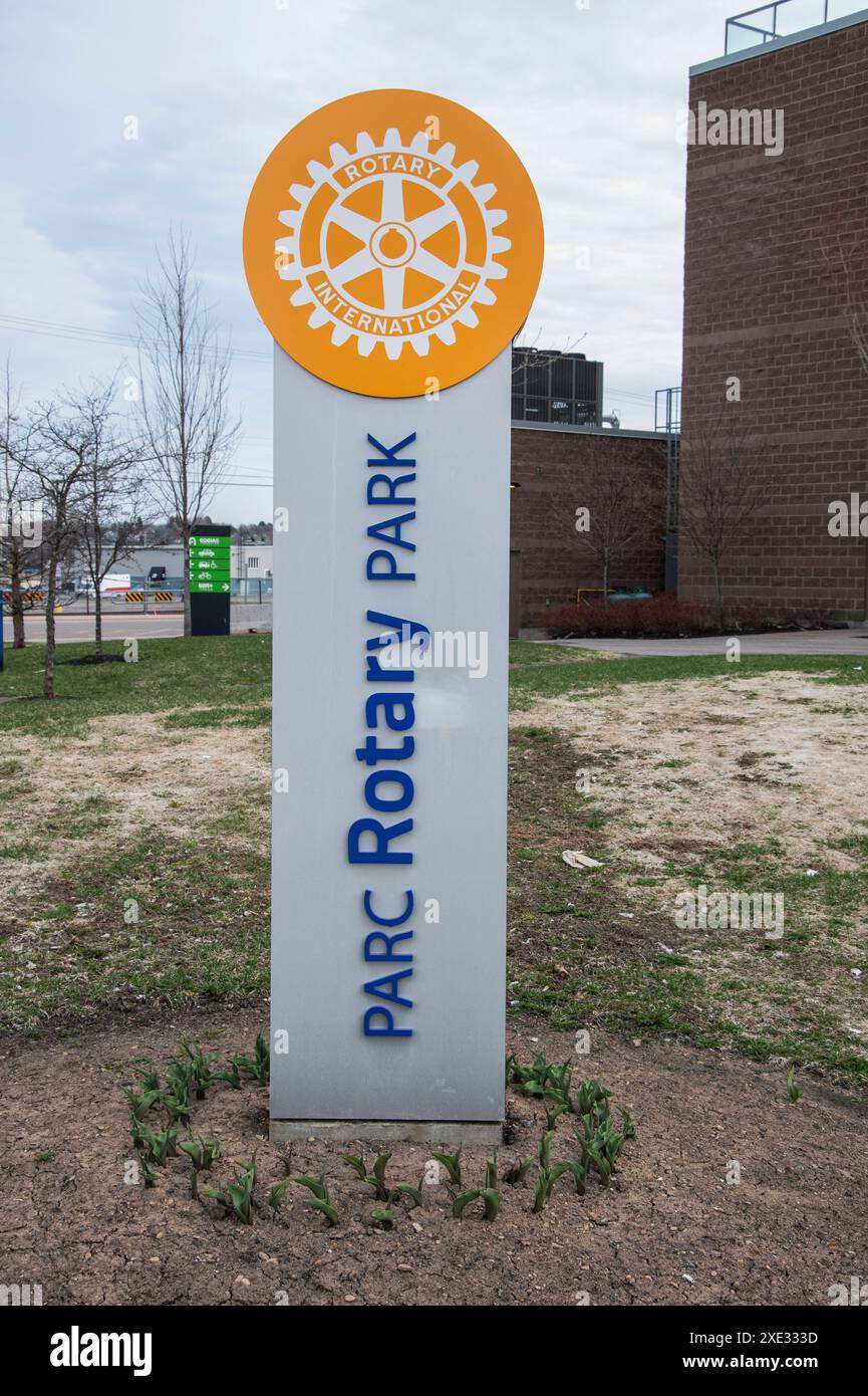 Main street park sign hi-res stock photography and images - Alamy