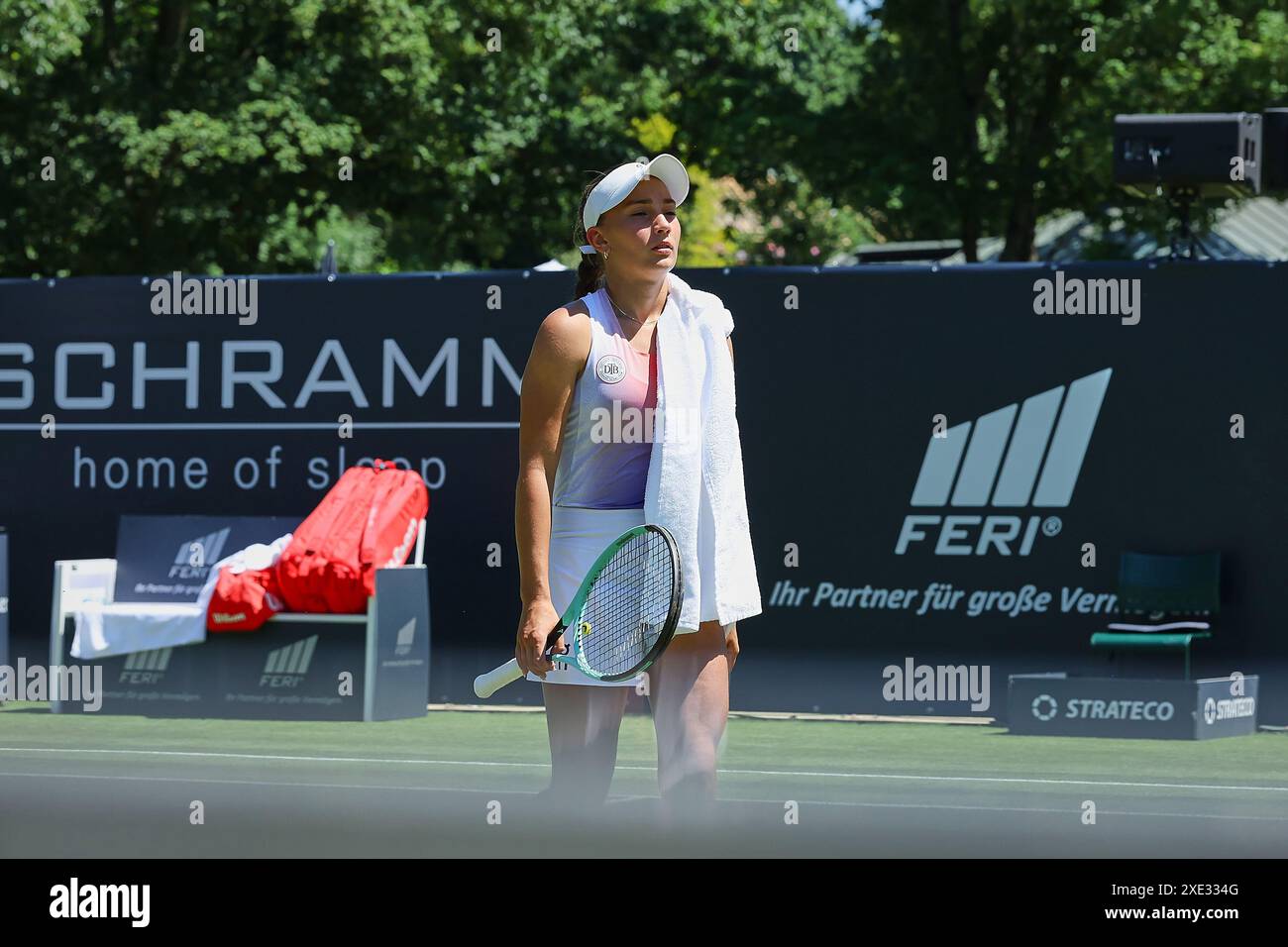 Bad Homburg, Hessen, Germany. 25th June, 2024. Julia Stusek (GER ...