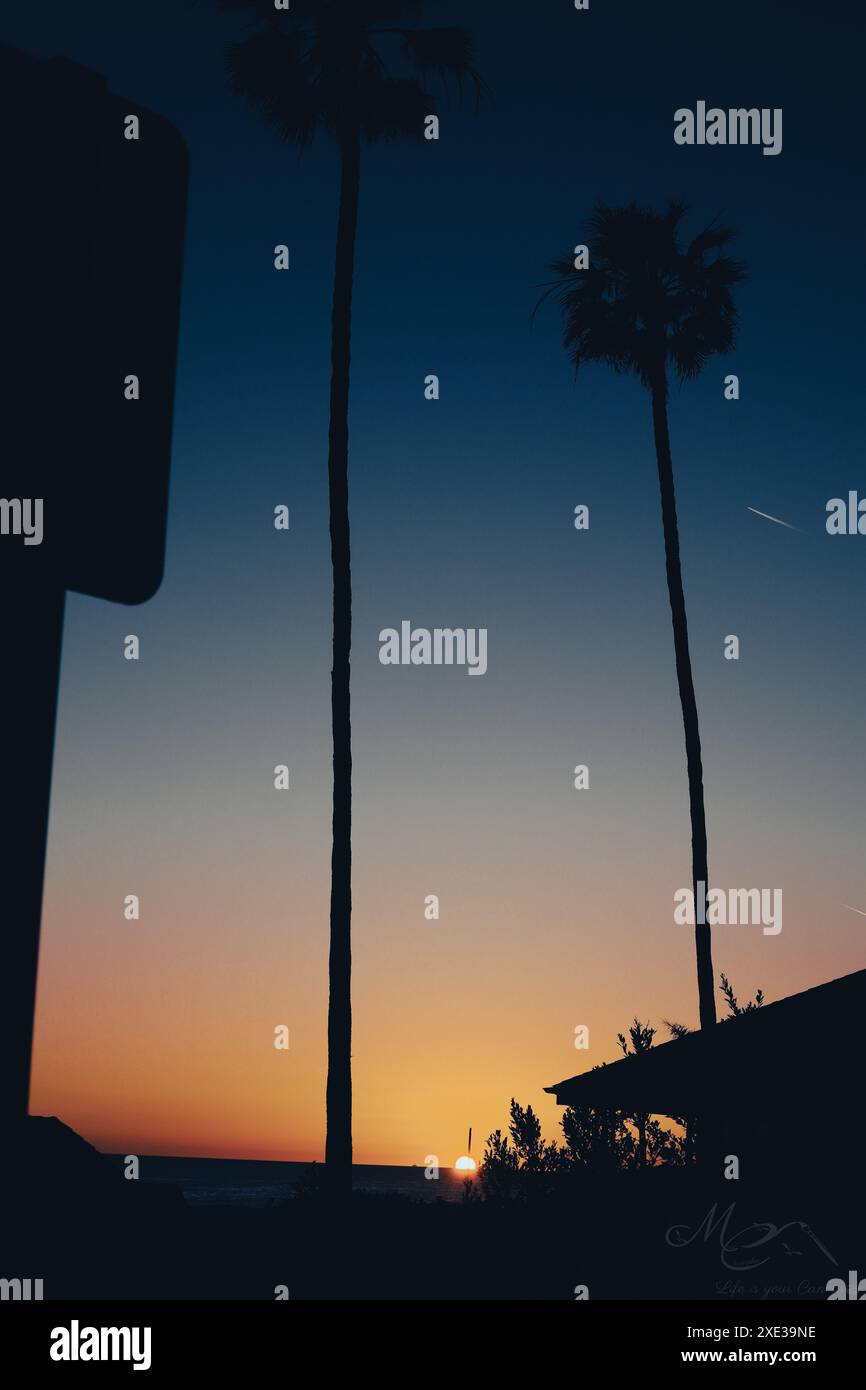 Blue sunset sherbet hi-res stock photography and images - Alamy