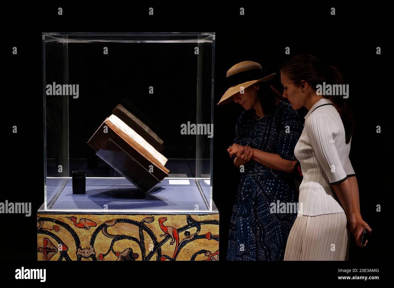 The Shem Tov Hebrew Bible: a masterpiece from the golden age of spain ...