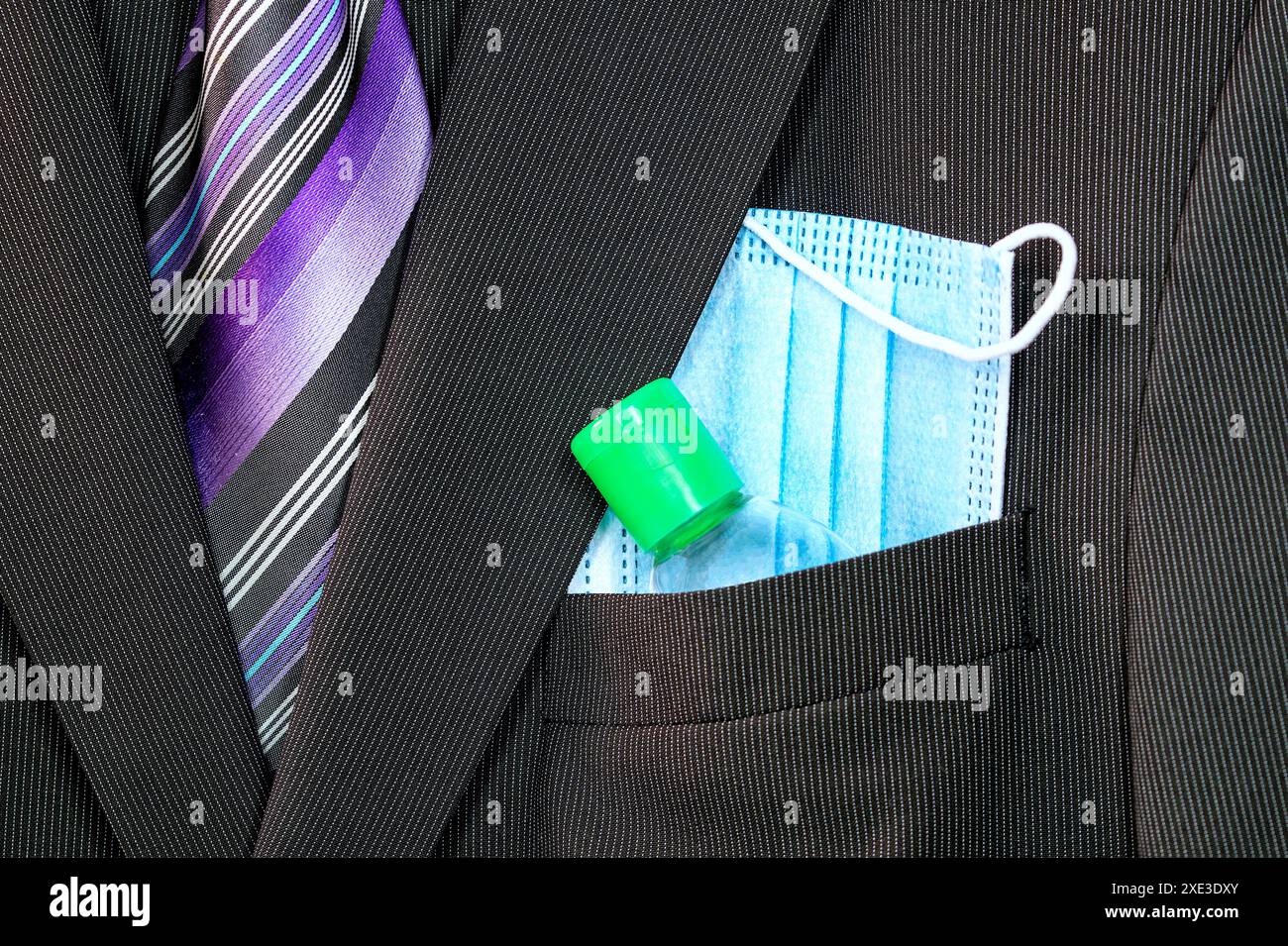 Man disposable mask bottle hi-res stock photography and images - Alamy