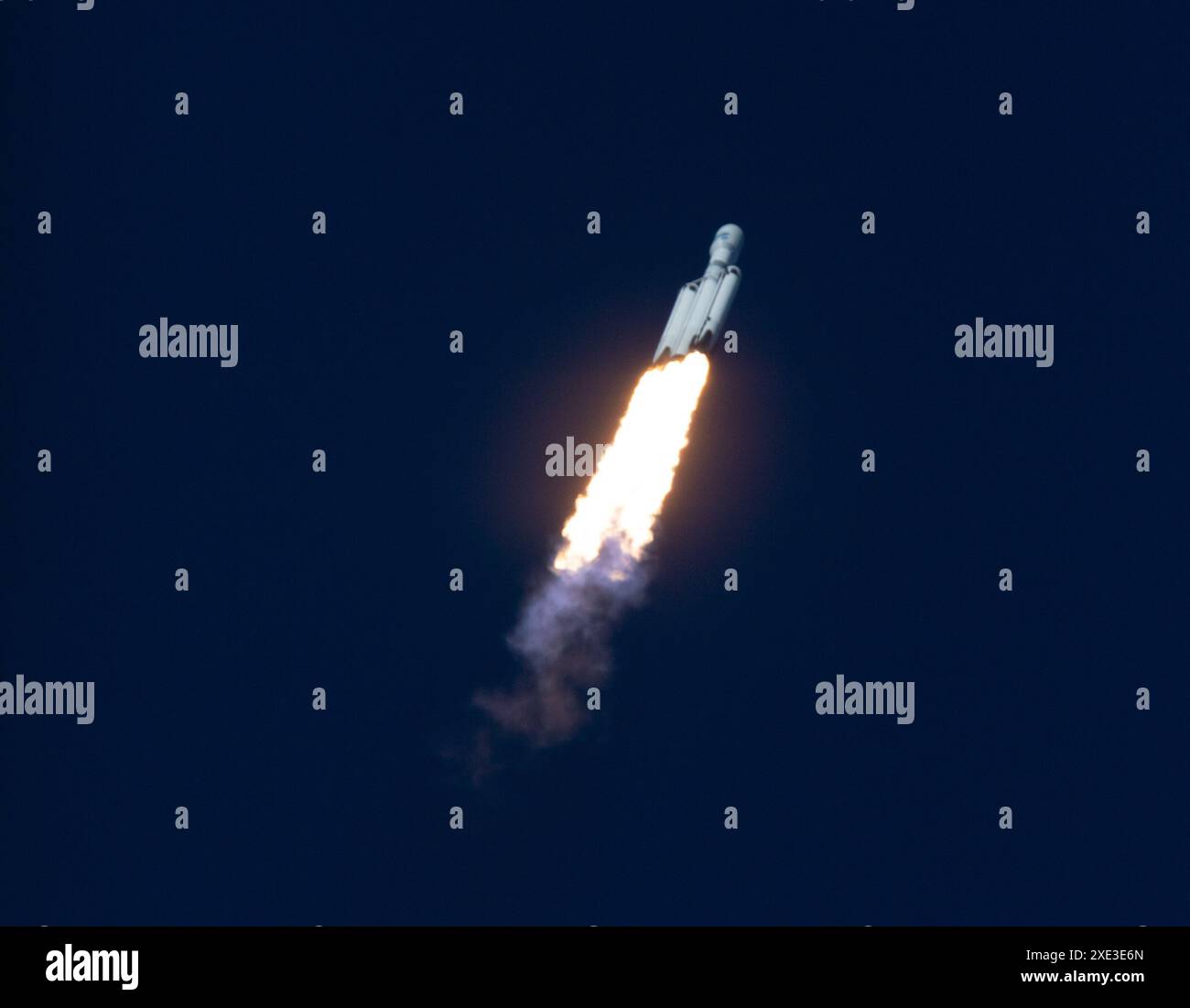 SpaceX beats the afternoon storms launches Falcon Heavy NASA NOAA GOES ...