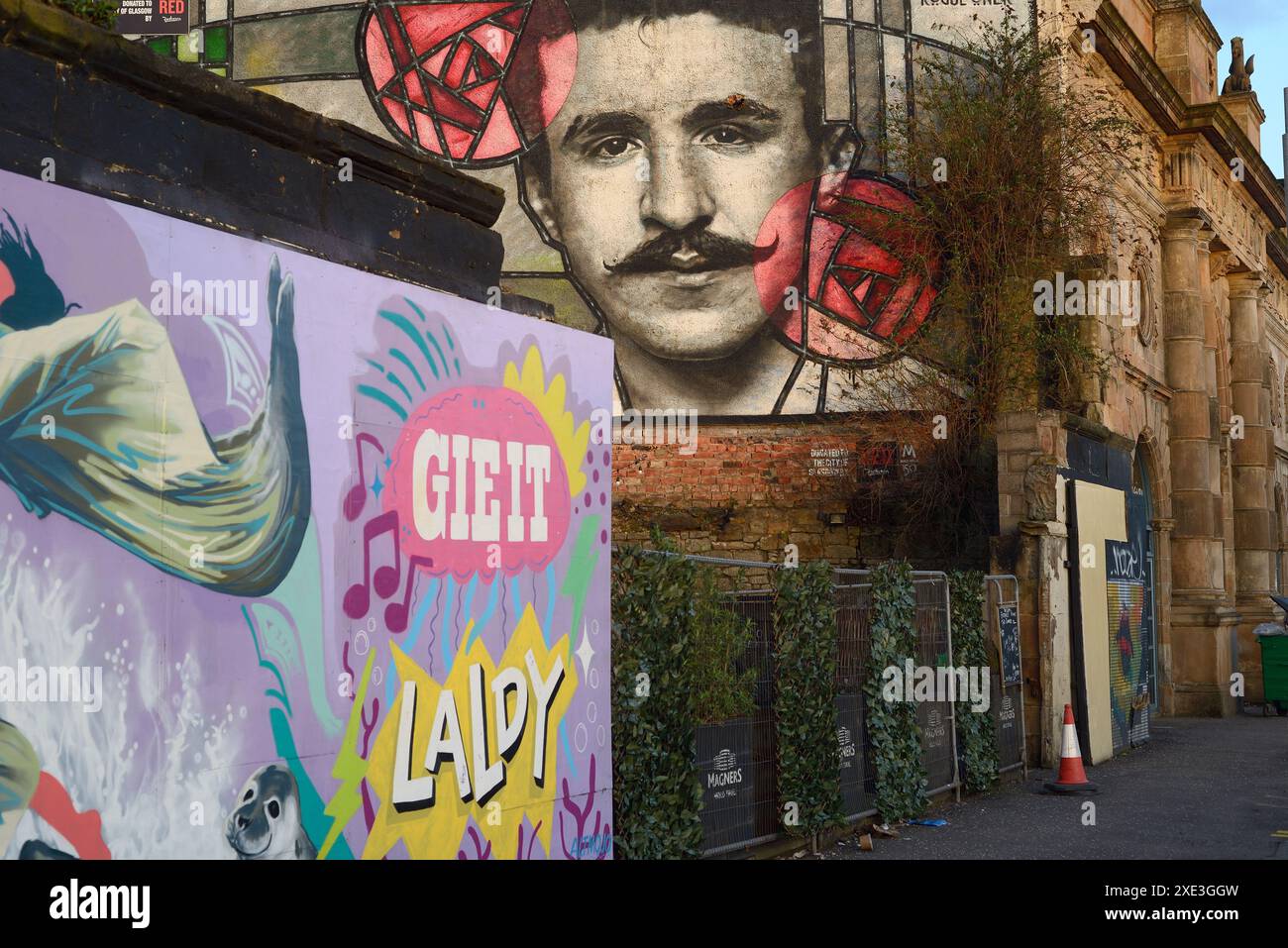 Charles Rennie Mackintosh mural at the Clutha Stock Photo - Alamy