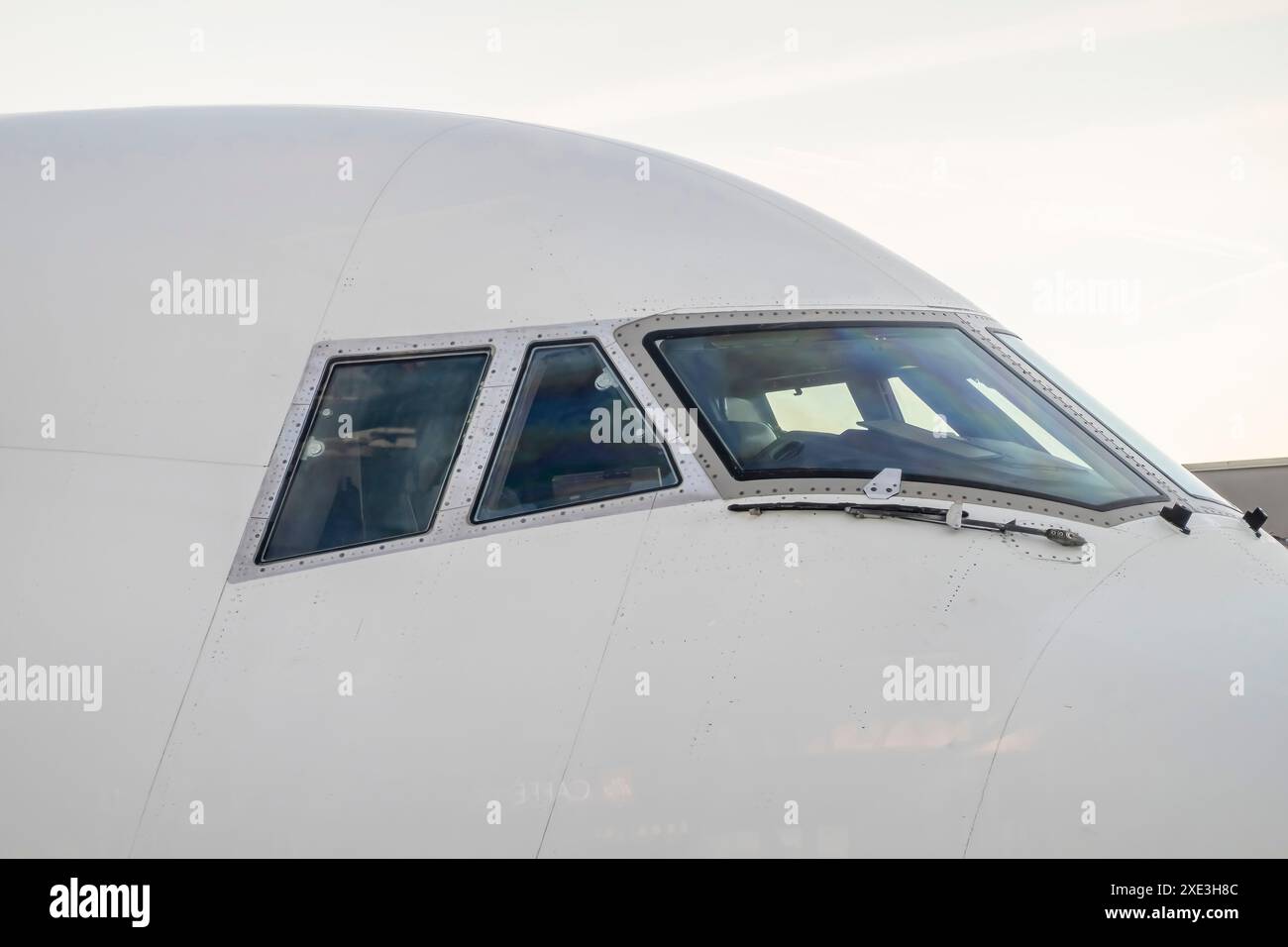Cockpit window hi-res stock photography and images - Alamy