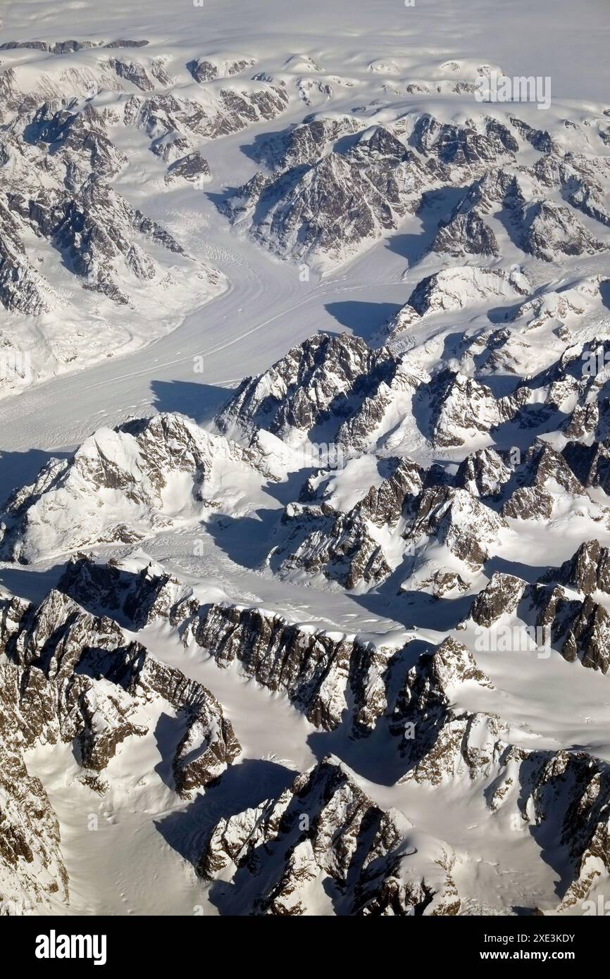 Polar route flight hi-res stock photography and images - Alamy