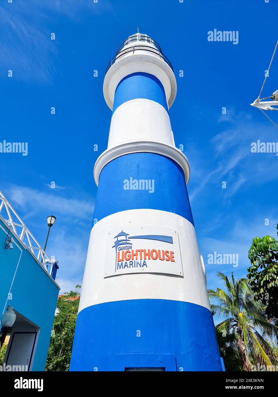 Mexico, Cancun, La Isla lighthouse Stock Photo - Alamy